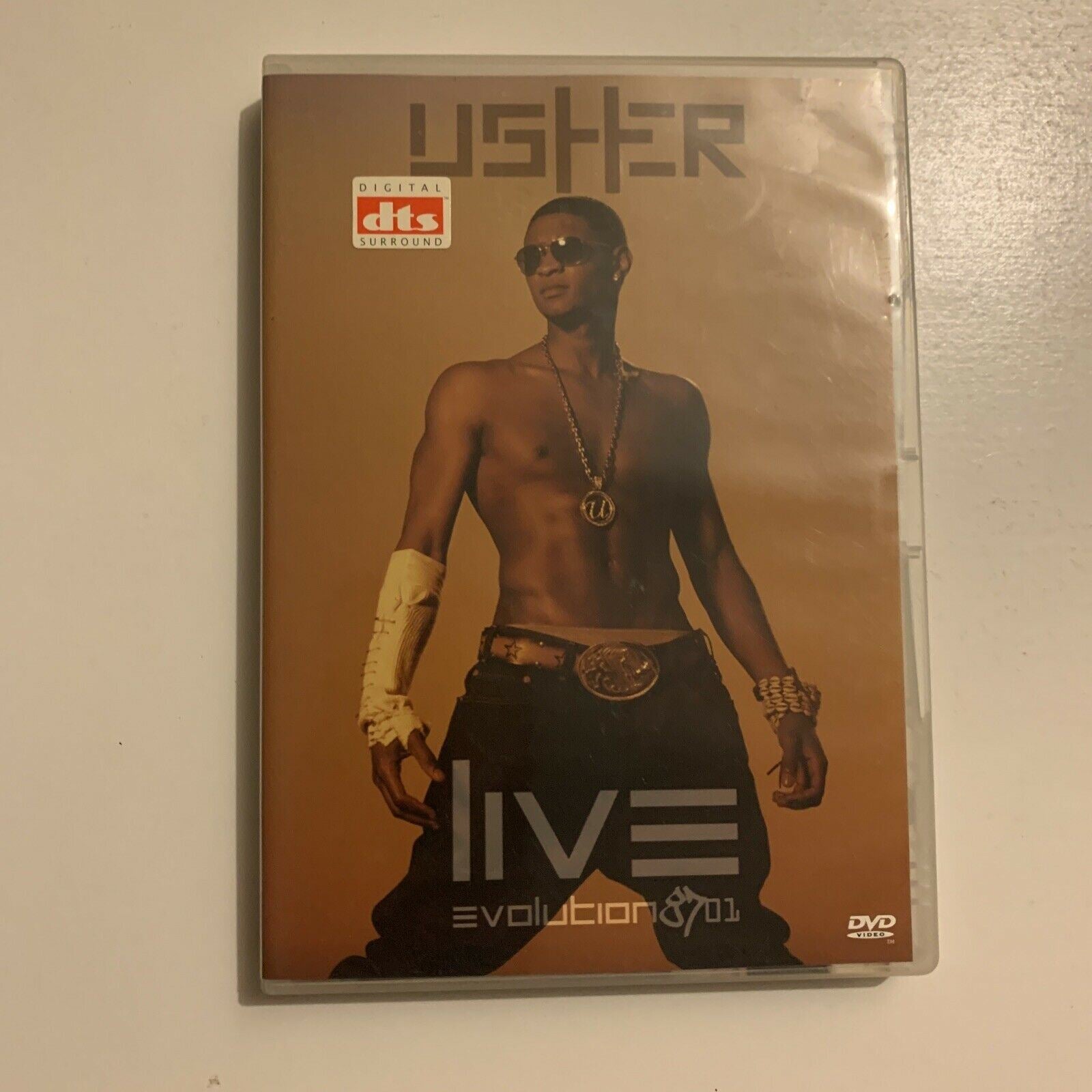 Usher - Live Evolution 8701 (DVD, 2002) All Regions – Retro Unit