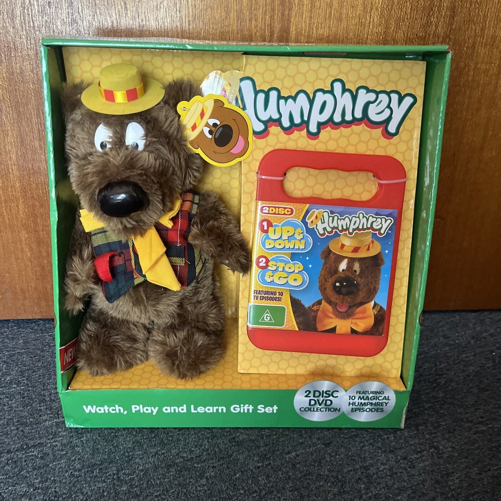 Humphrey Watch, Play and Learn Gift Set DVD & Bear Region 4 – Retro Unit