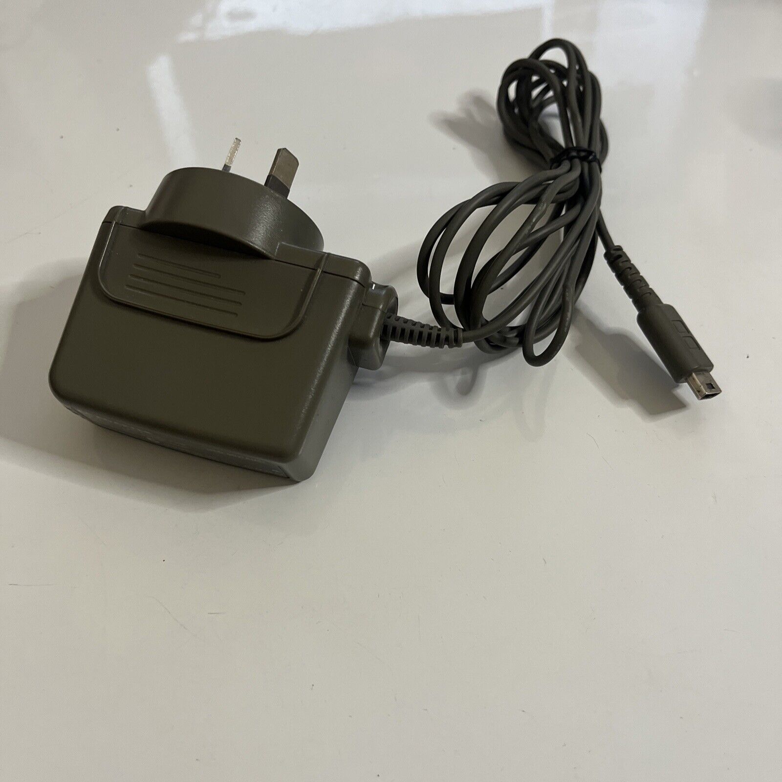Genuine Nintendo DS Lite Charger Power Supply Adapter USG-002(AUS ...