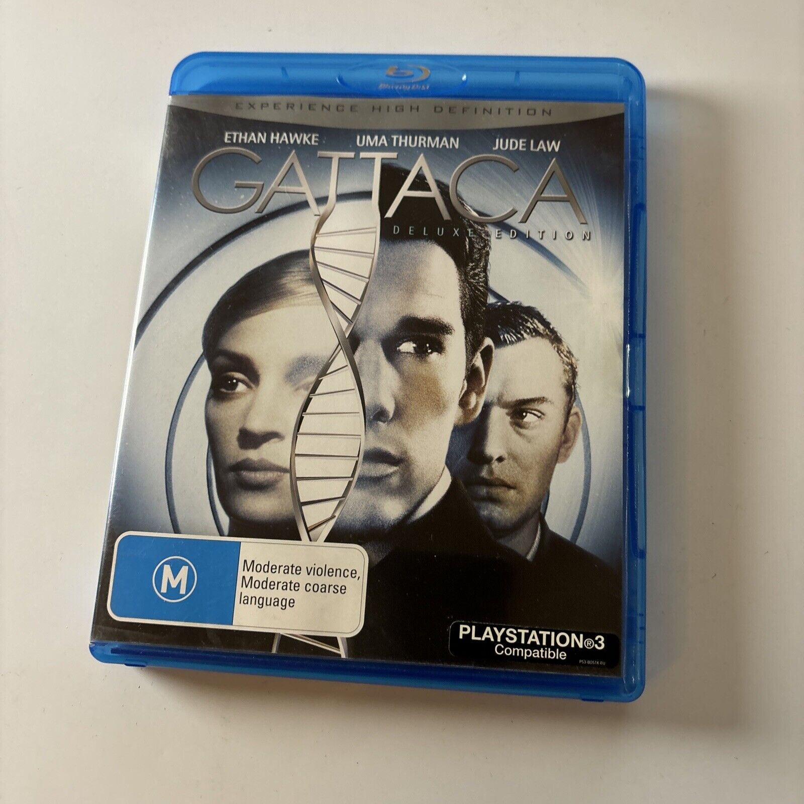 Gattaca (Blu-ray, 1997) Jude Law, Ethan Hawke All Regions – Retro Unit