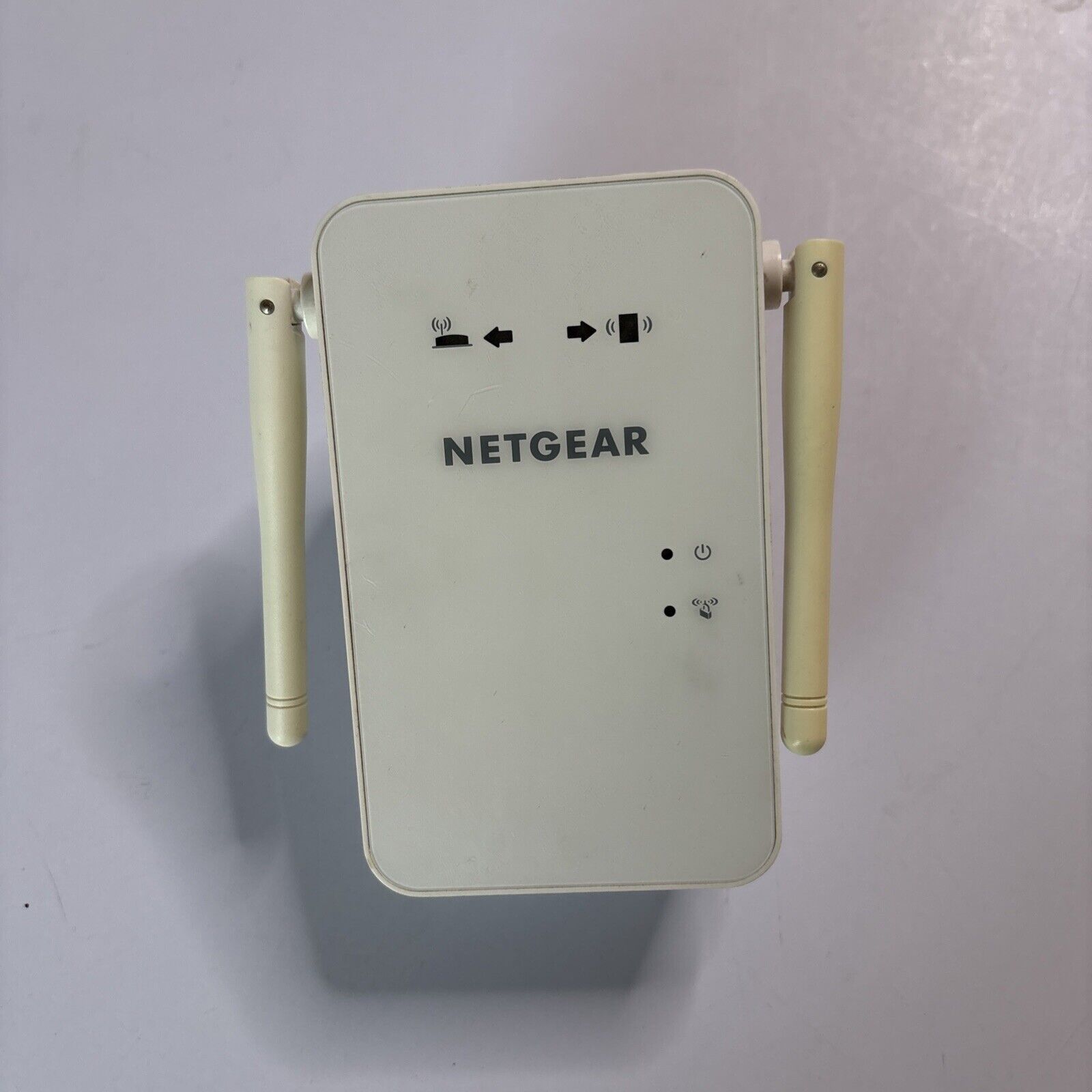 Netgear Wifi Range Extender EX6100 – Retro Unit