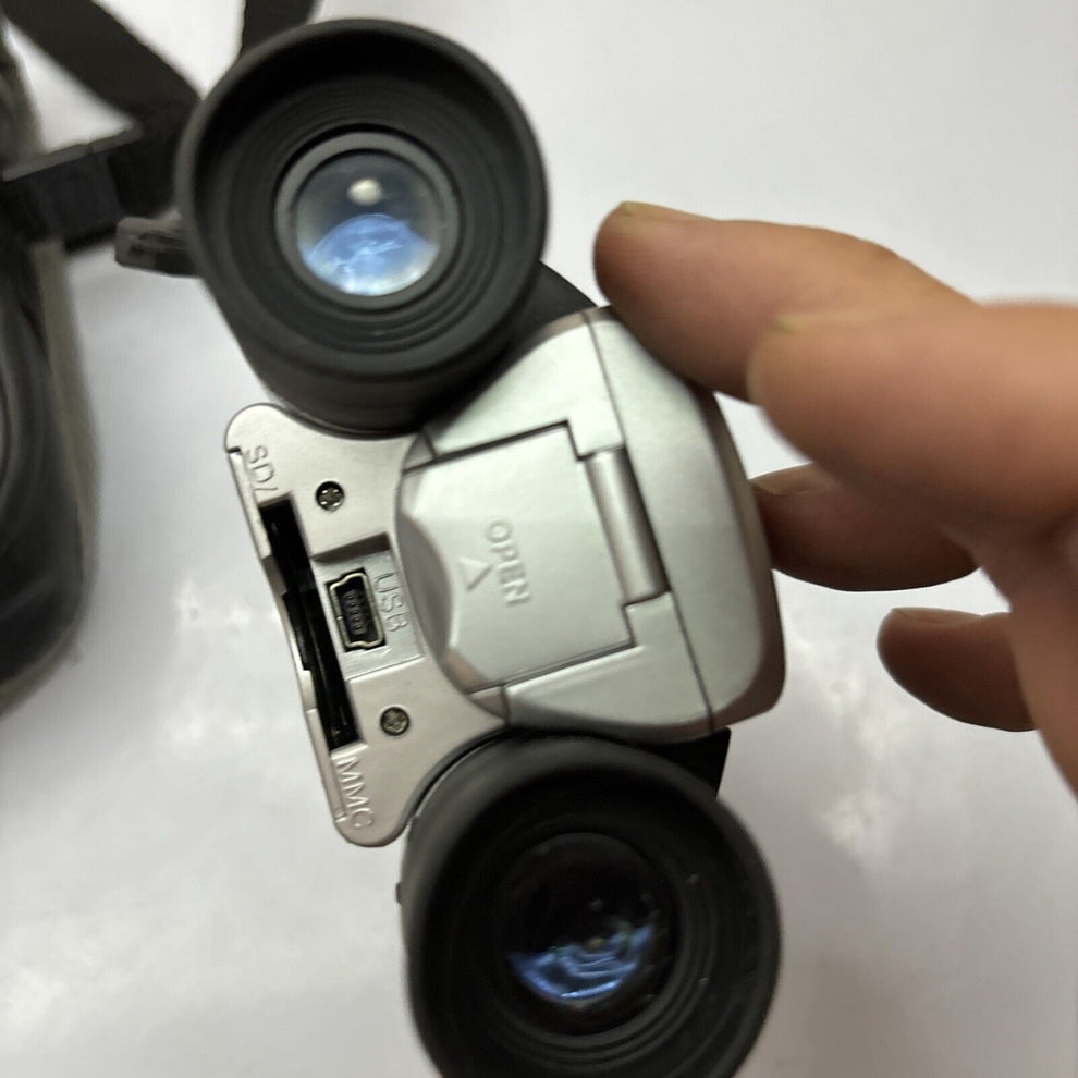 Bushmaster BinoCam BC2000P Binocular & Camera – Retro Unit