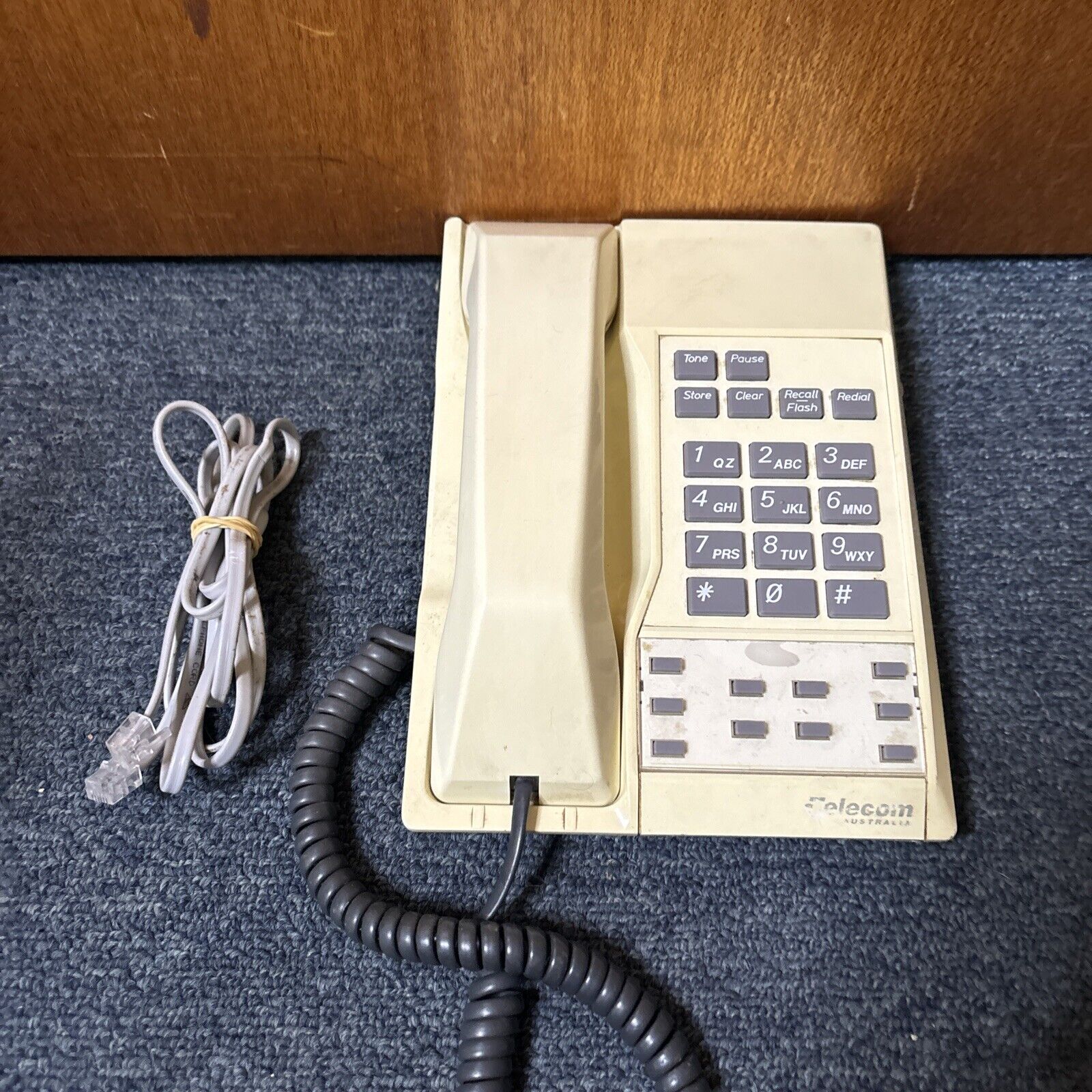 Telecom C89/33/1 Landline Corded Telephone NBN Compatible – Retro Unit