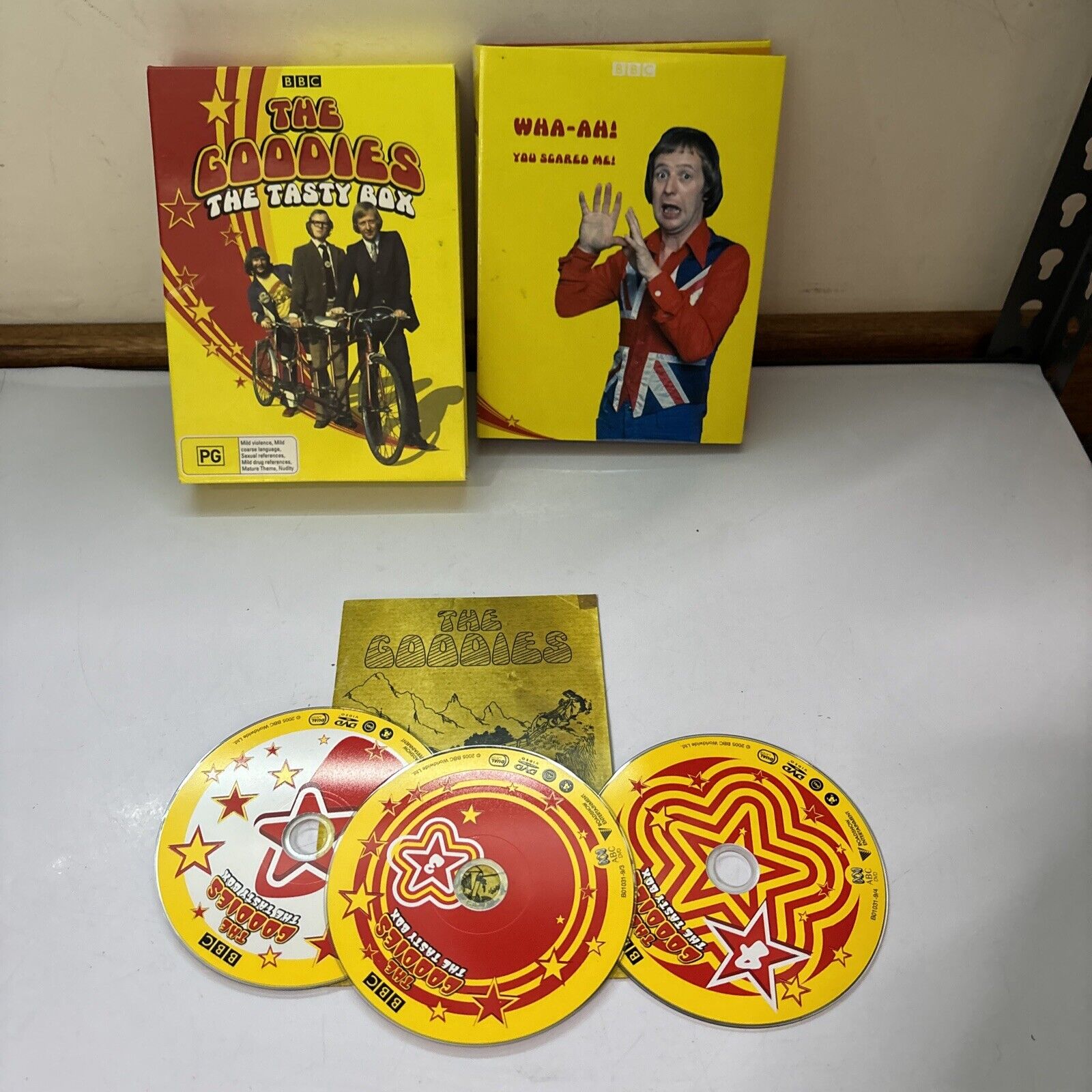 The Goodies - The Tasty Box (DVD, 2005, 3-Disc) *Missing One Disc* Reg ...