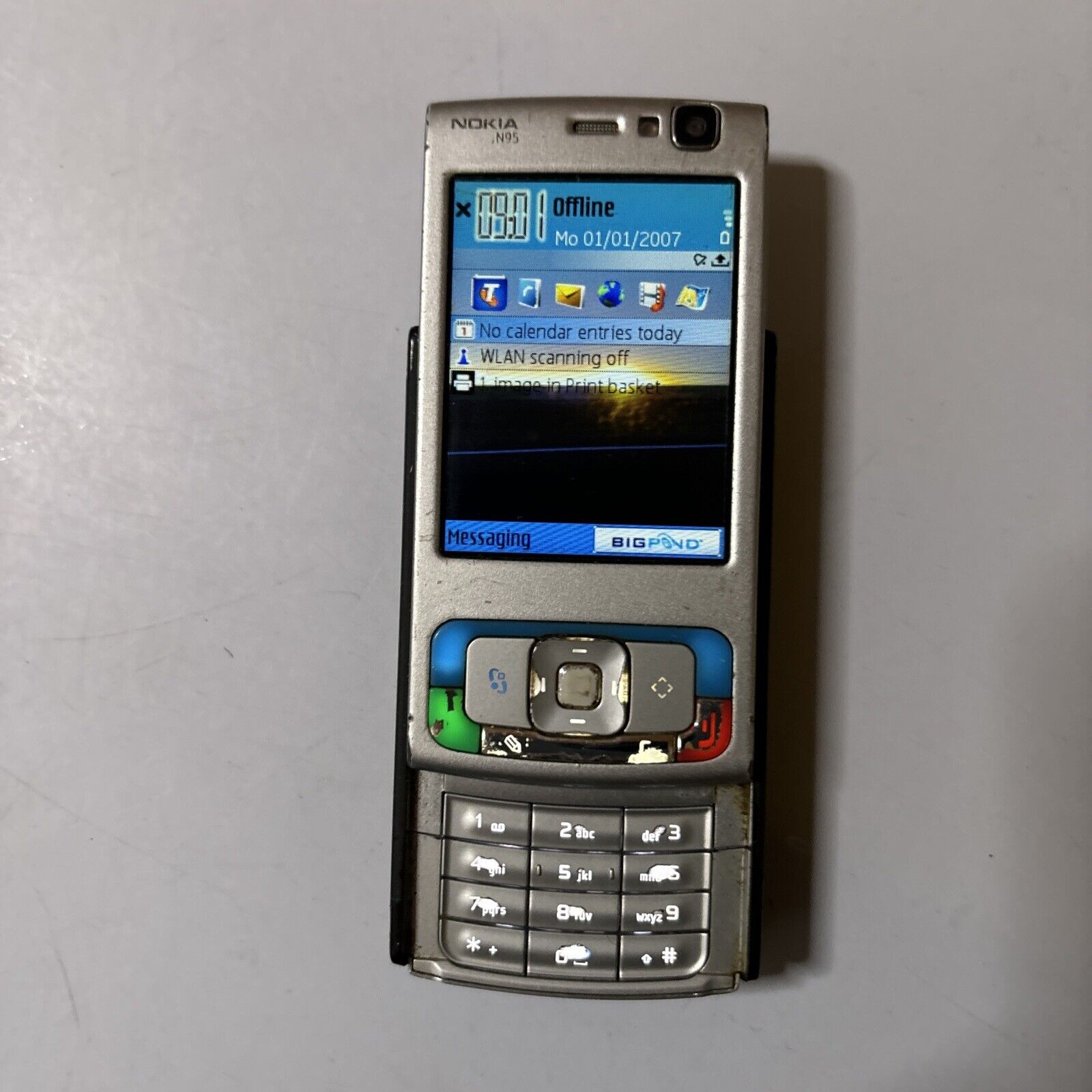 Nokia N95 Mobile Phone 3G *Telstra Locked* – Retro Unit