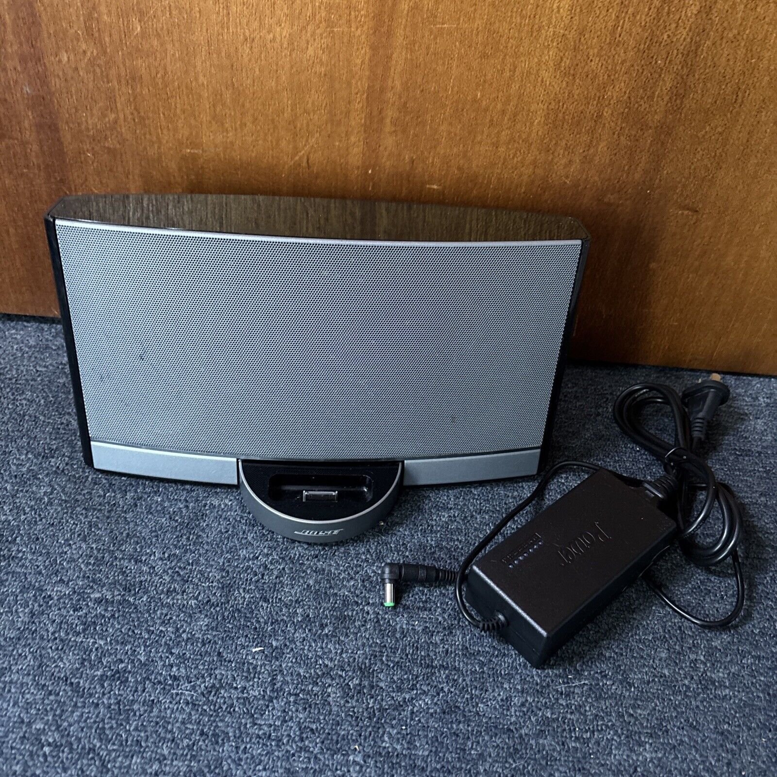 Bose SoundDock Portable Digital Music System 30-pin iPhone Dock – Retro ...