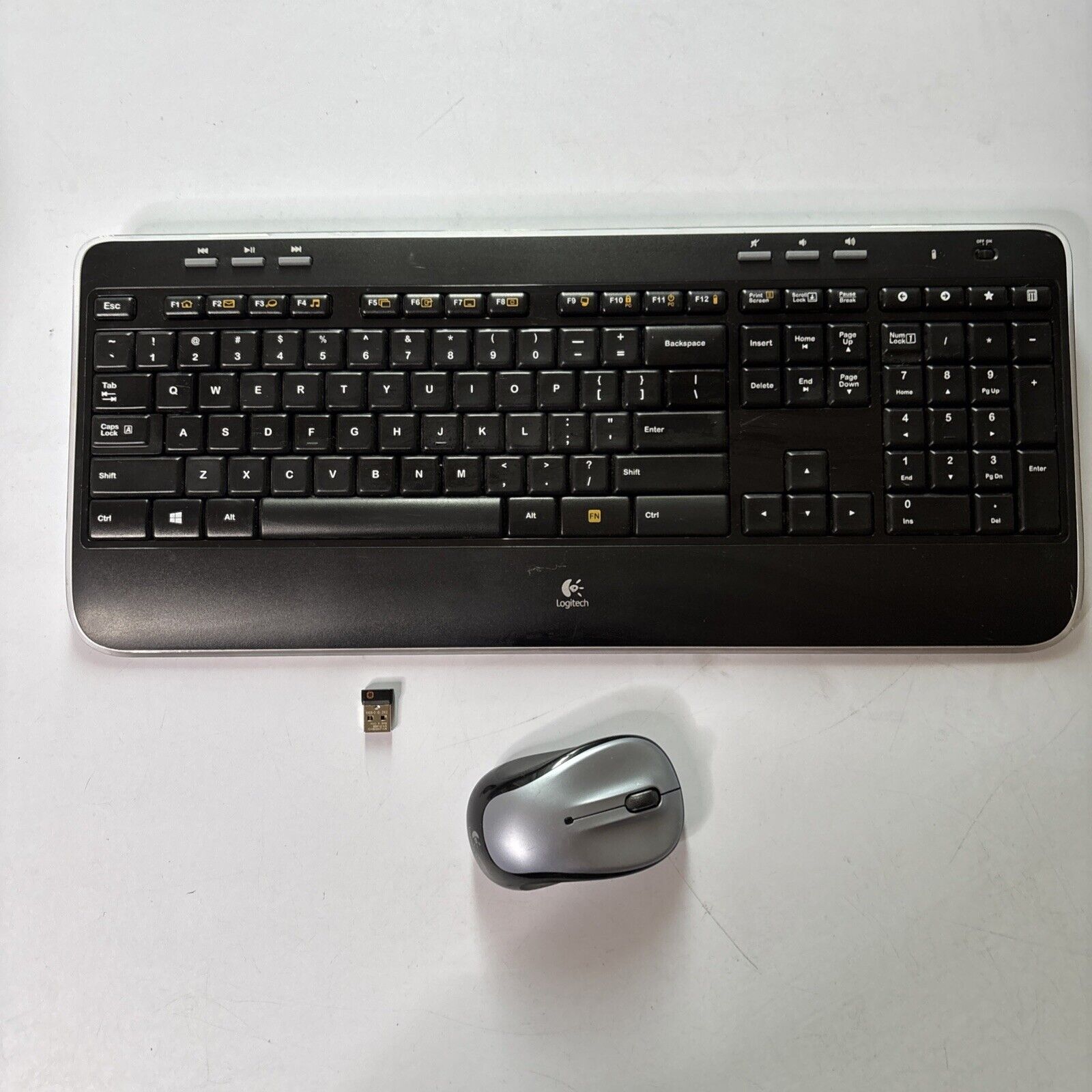 Logitech Wireless Keyboard & Mouse K520r M325 – Retro Unit