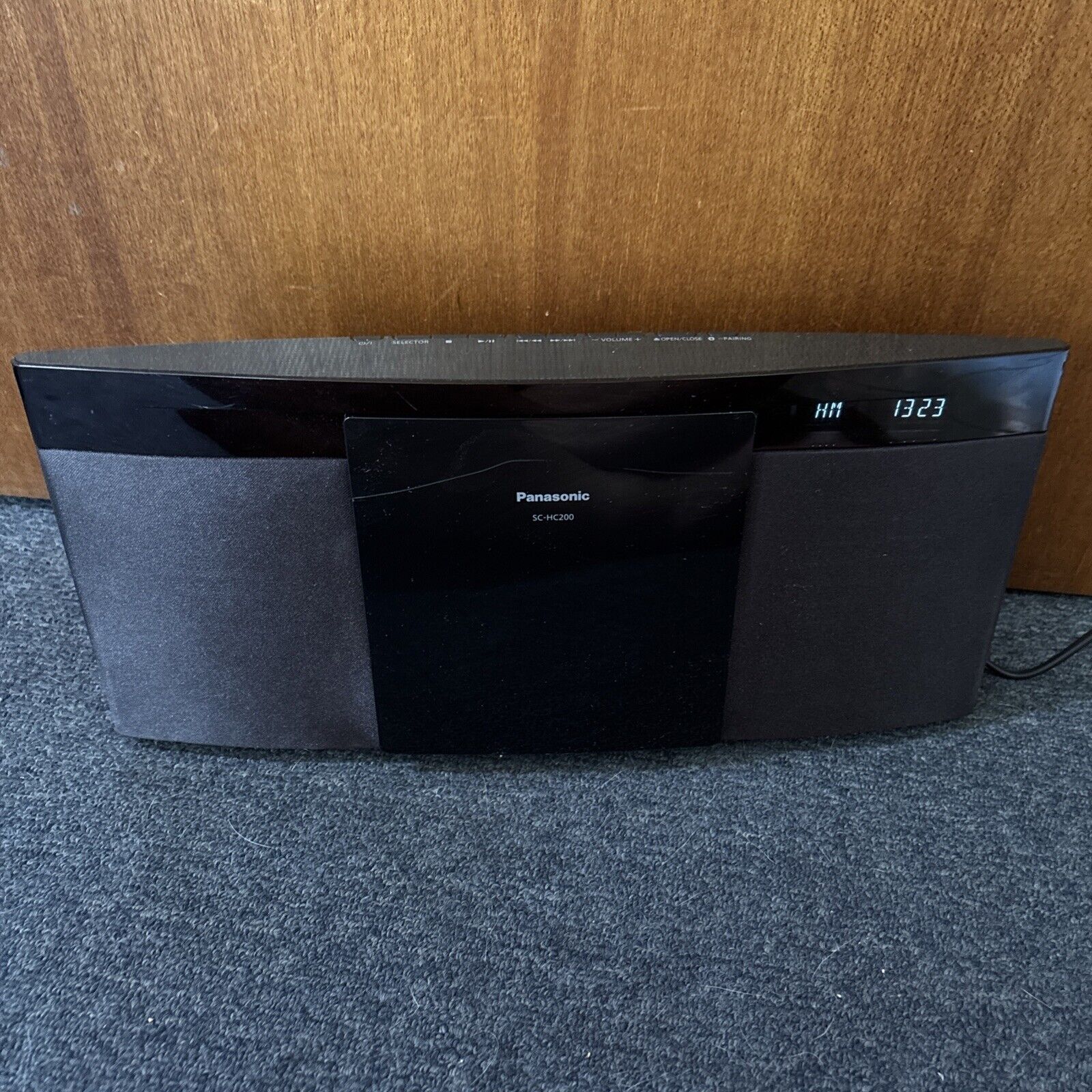 Panasonic Compact Stereo System CD Bluetooth AM/FM Player SC-HC200 ...