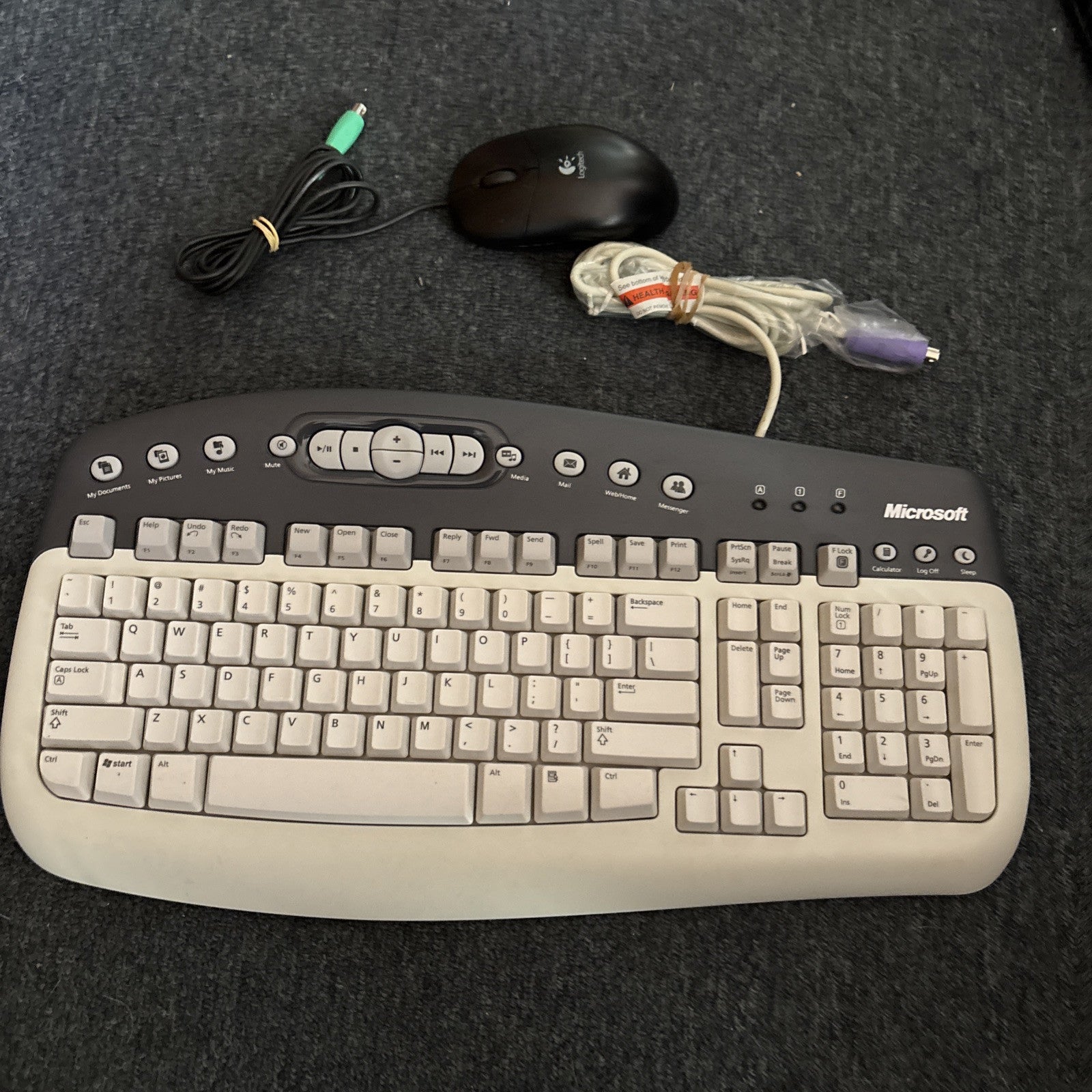 Microsoft Multimedia Keyboard 1.0A PS/2 Port Logitech Mouse PS/2 Port ...