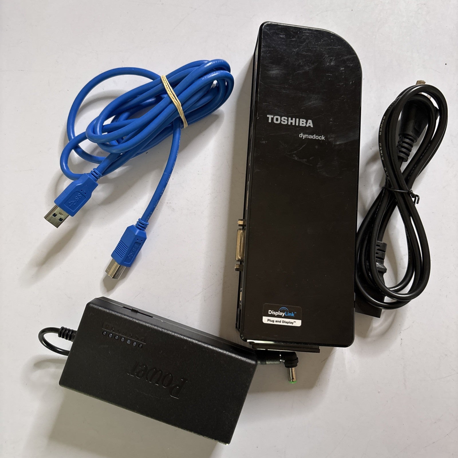 Toshiba DynaDock U3.0 (PA3927A-1PRP) Docking Station – Retro Unit