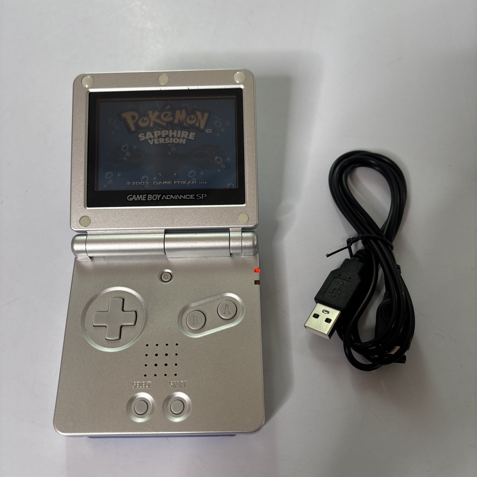 Nintendo Gameboy Advance SP Console Silver AGS-001 – Retro Unit