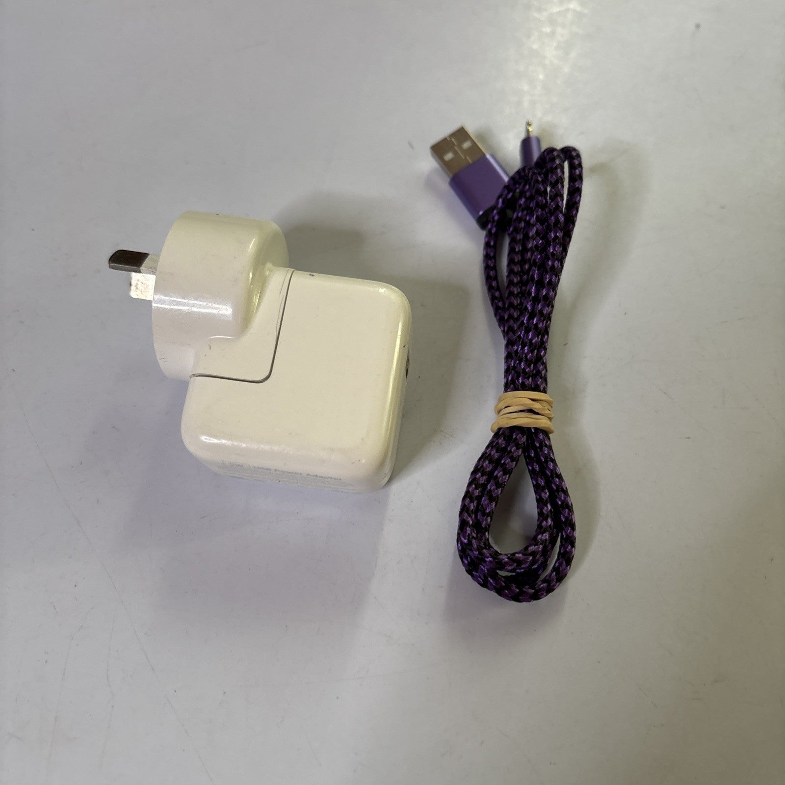 Genuine Apple 5W USB Power Adapter A1402 With Lightning USB Cable ...
