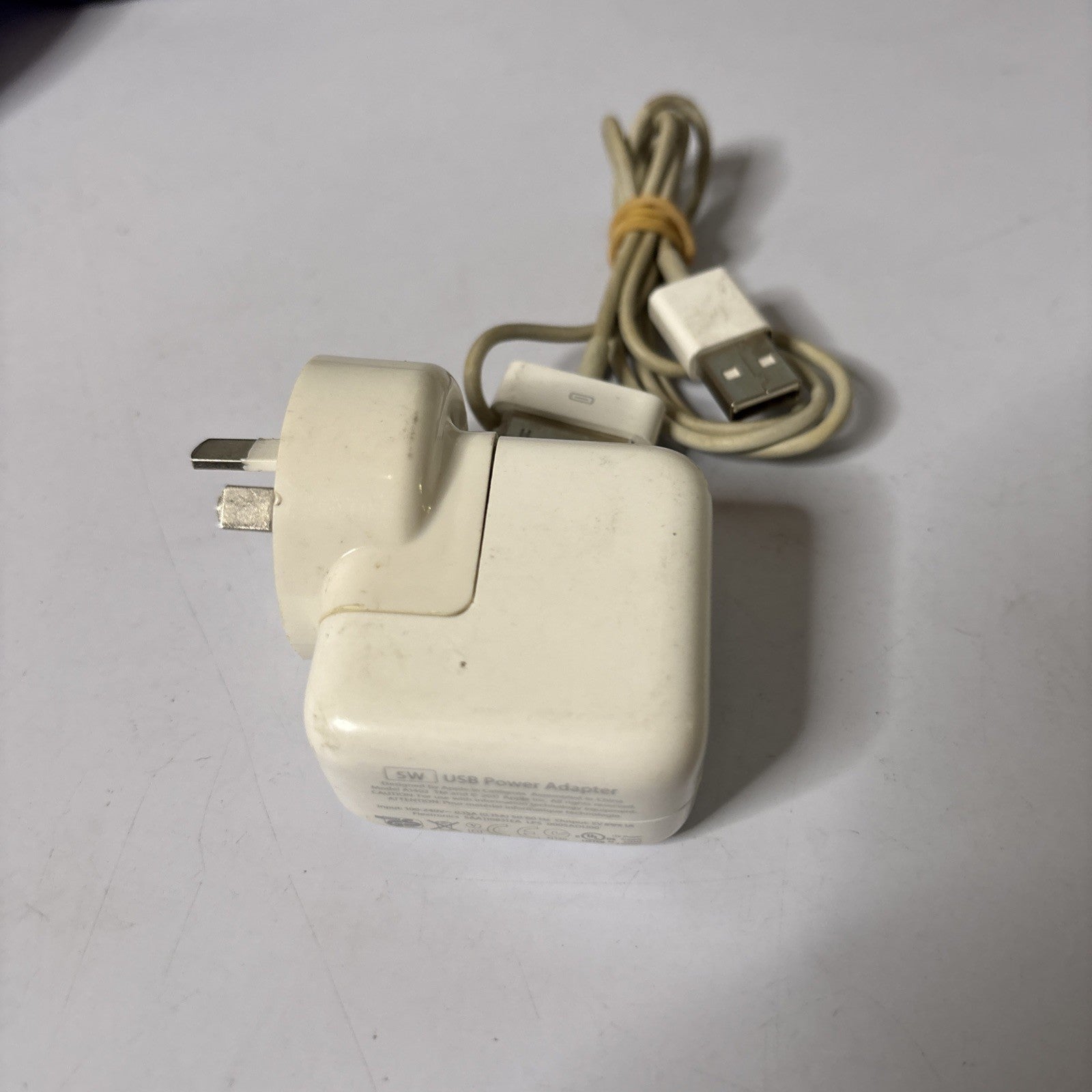 Genuine Apple USB Charger Power Adapter A1402 With 30-Pin USB Cable ...