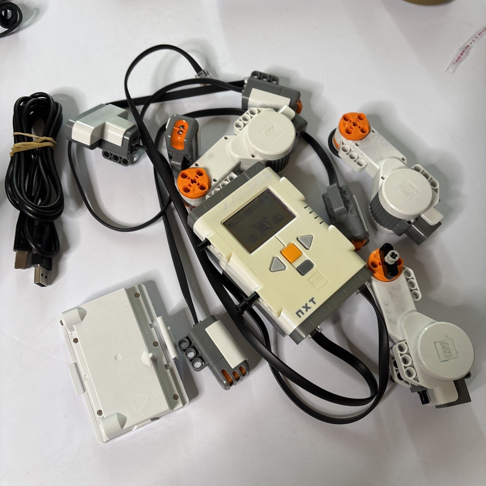 Lego NXT 210I1 Controller Accessories Battery 3x Servo Motor – Retro Unit