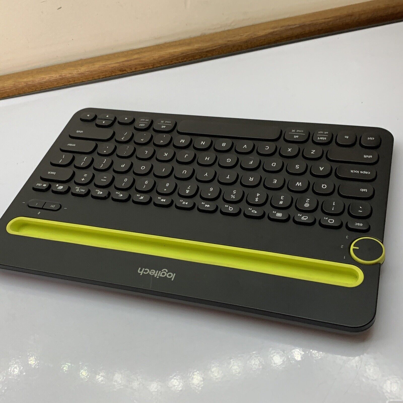 Logitech K480 Wireless Standard Multi Bluetooth Keyboard Black – Retro Unit