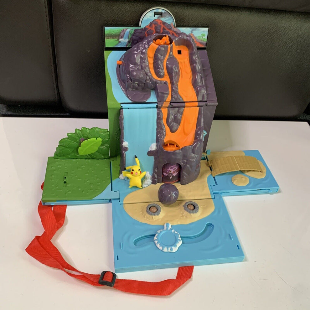 Pokemon Fold Up Carry Case Volcano Play set 2021 – Retro Unit