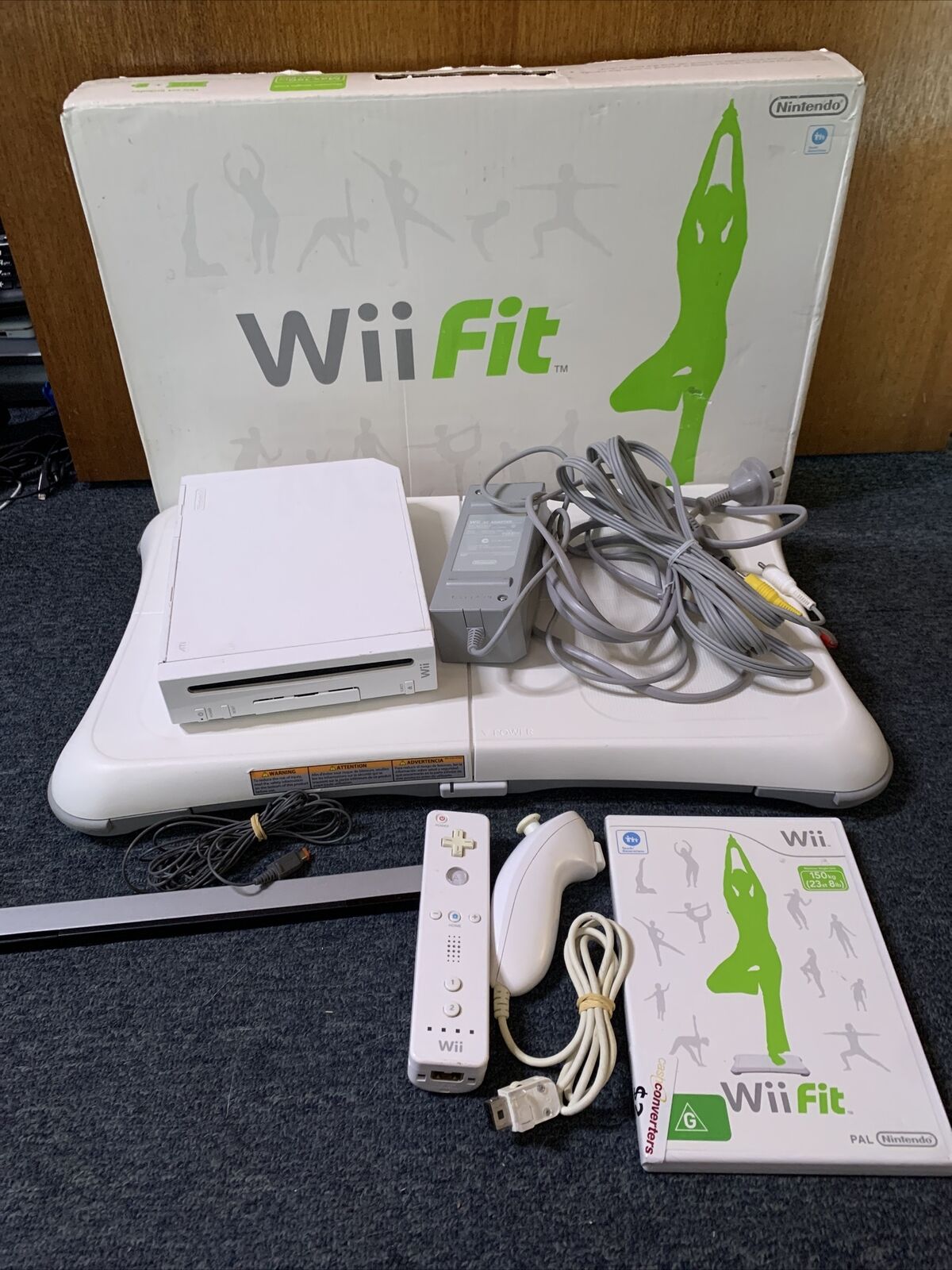 Nintendo Wii Fit Bundle with Balance Board – Retro Unit