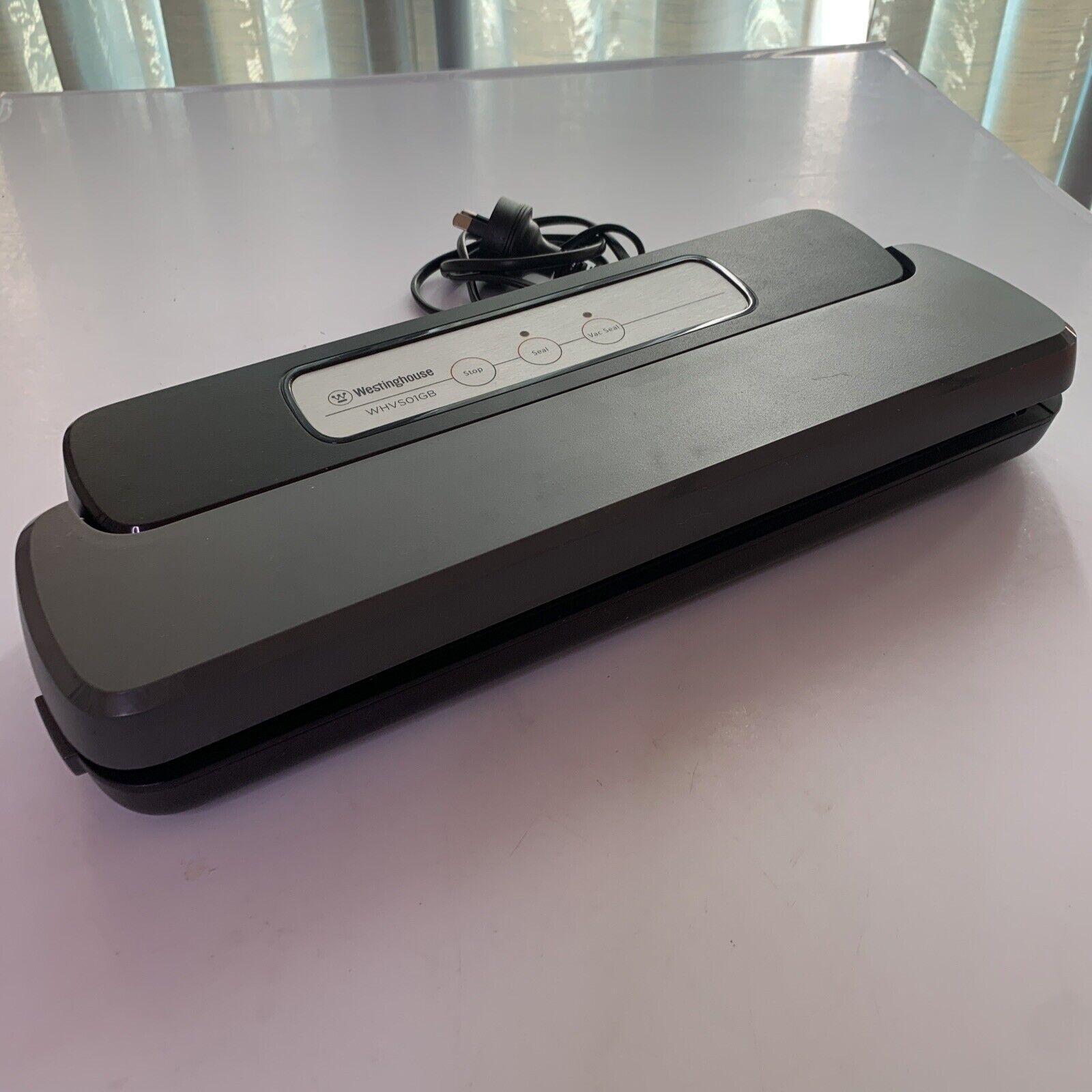 Westinghouse Vacuum Sealer Self Locking Lid WHVS01GB – Retro Unit