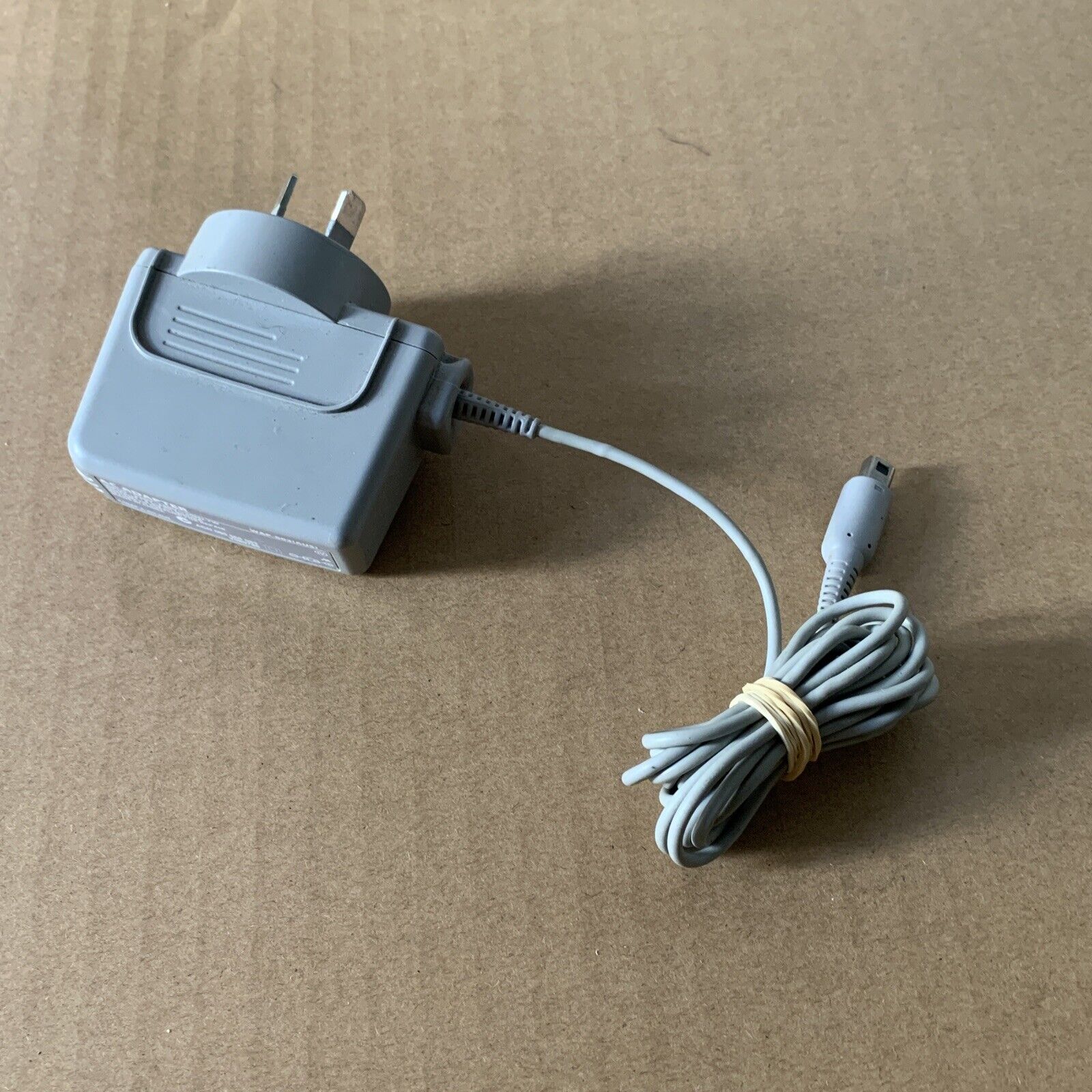 Official Genuine Nintendo 3DS DSi 2DS Charger Australian Plug WAP-002 ...