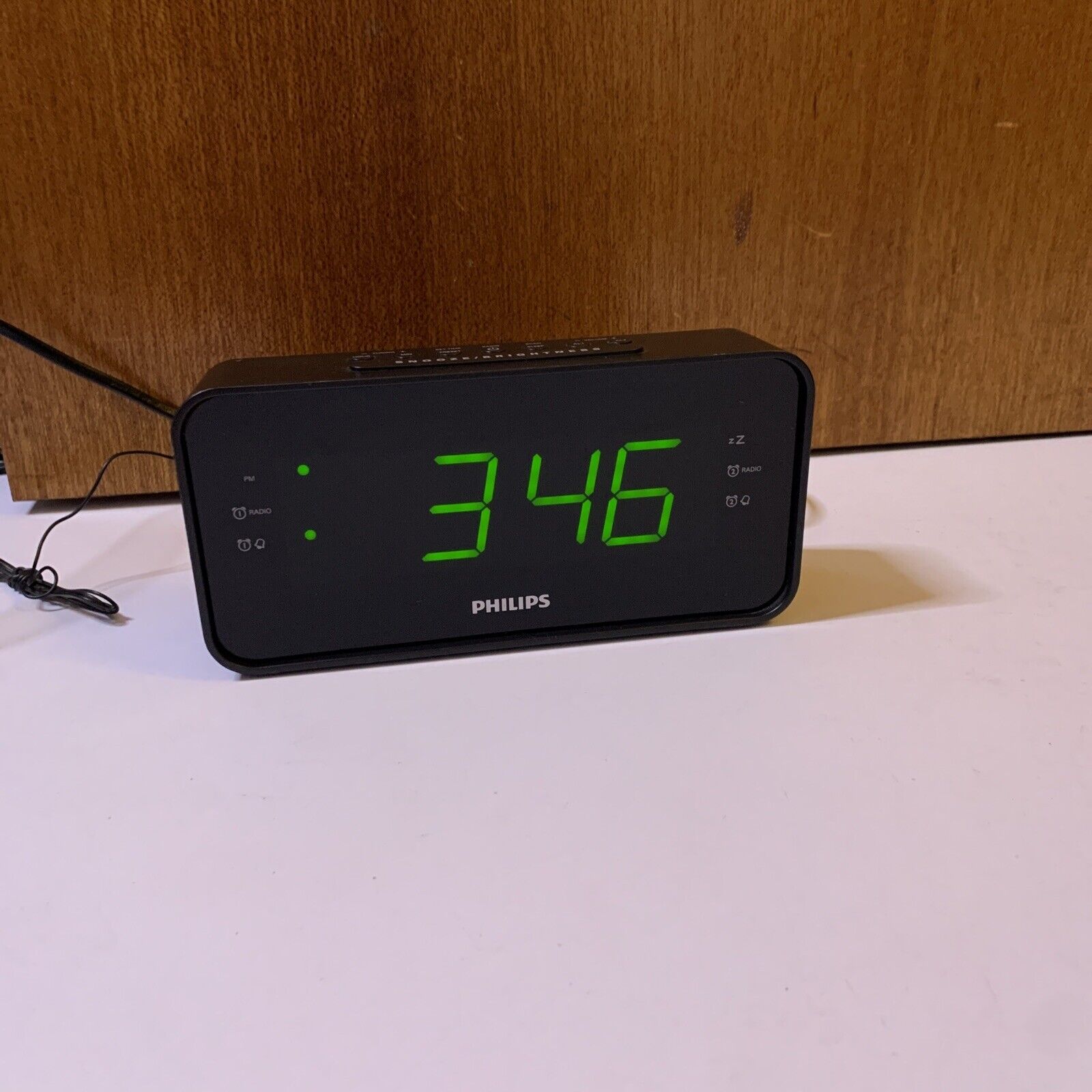 Philips Large Display Alarm Clock AM/FM Radio AJ323B/79 – Retro Unit