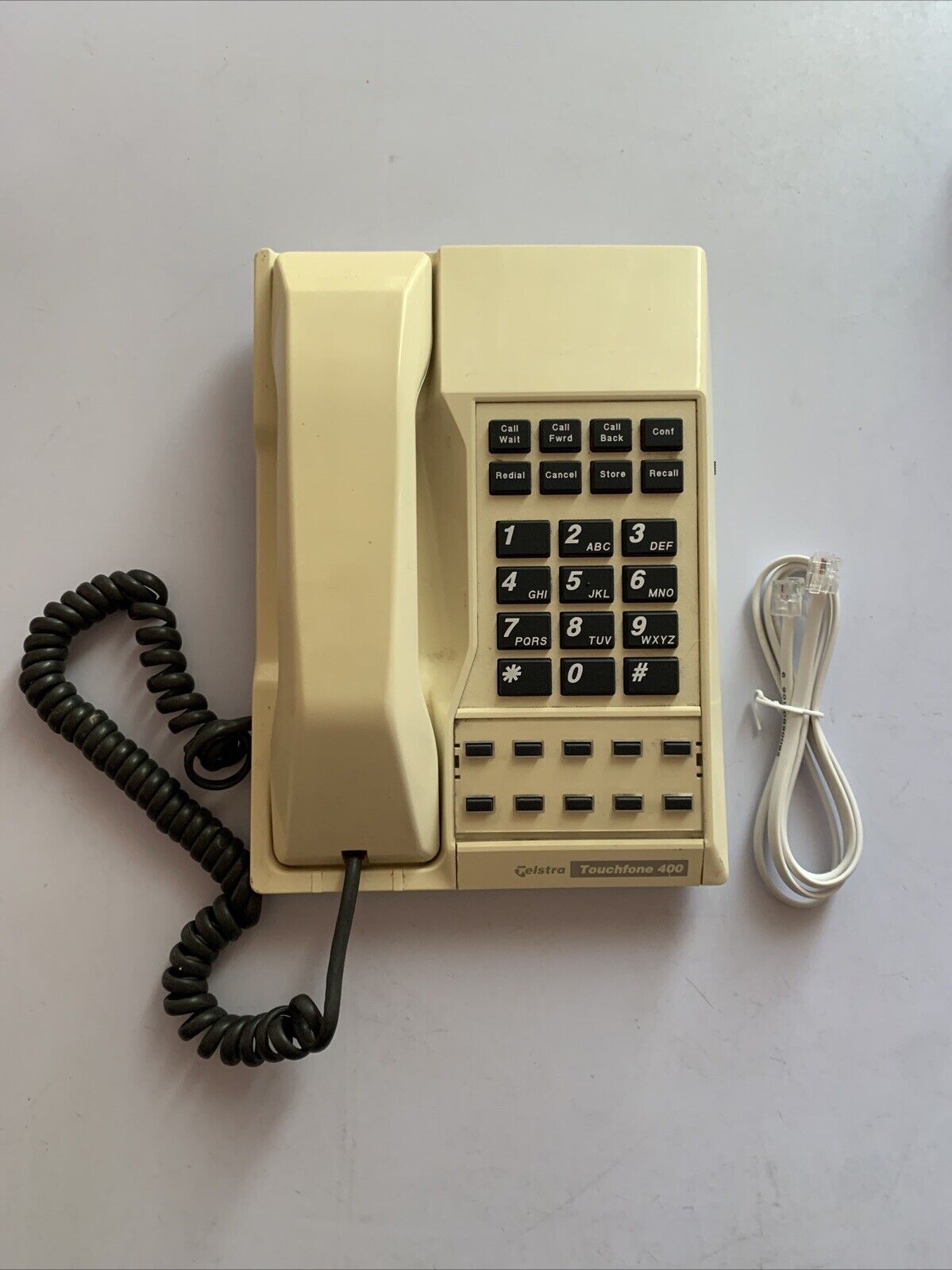 Telstra Touchfone 400 Cord Telephone NBN Compatible TF400 – Retro Unit