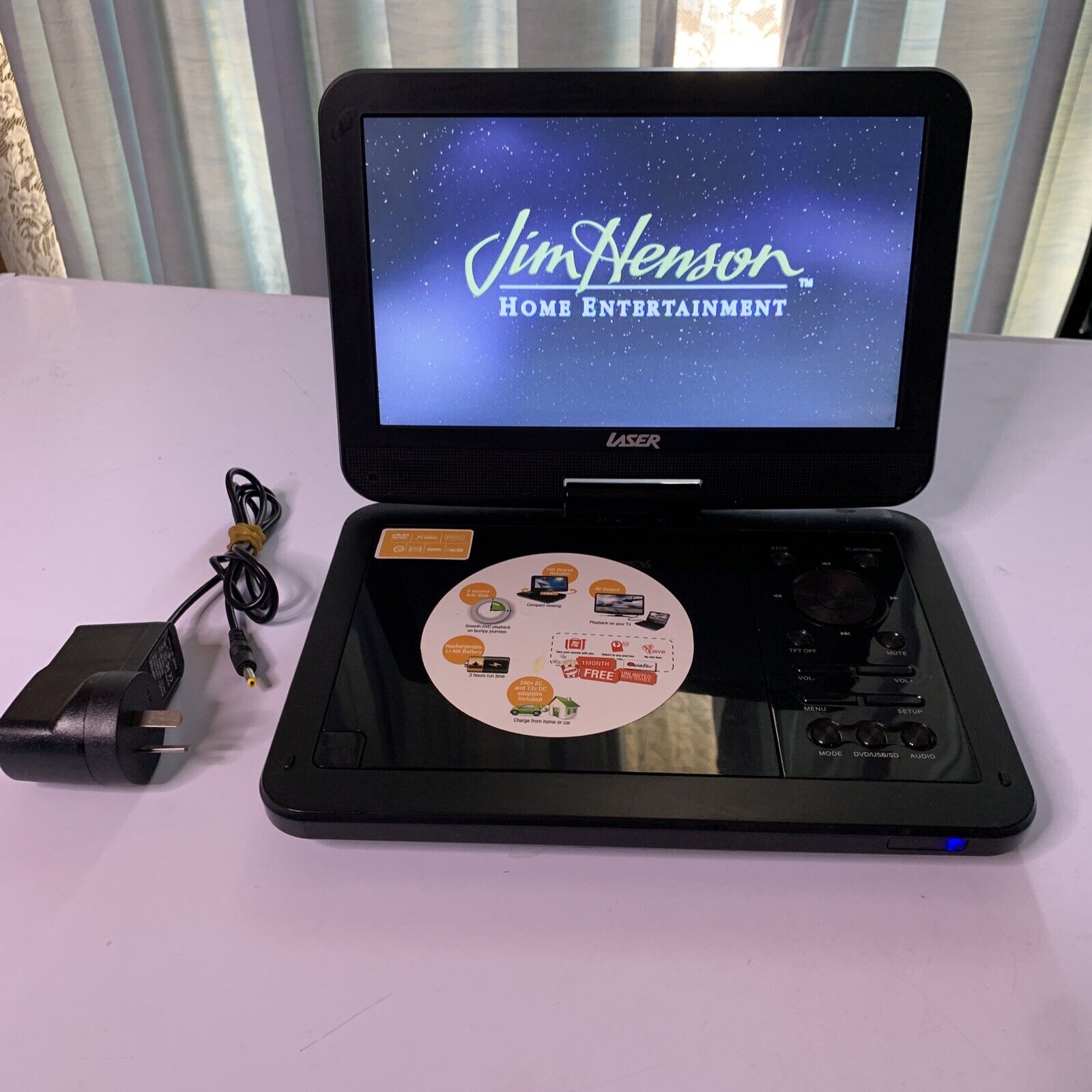 Laser 10 inch Portable DVD Player Black DVDPT10D +Power Supply Plays A ...