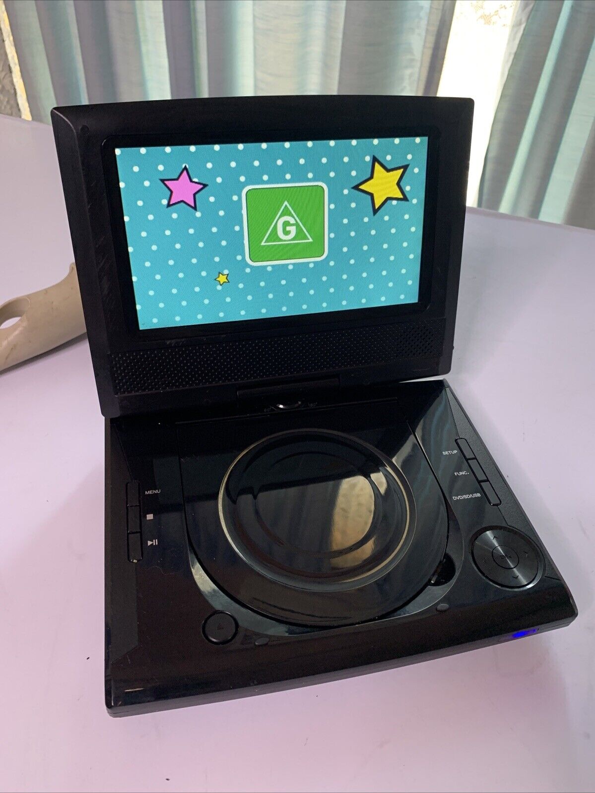 Laser Portable 7" Multi-Region DVD Player with Power Supply DVD-Portab ...