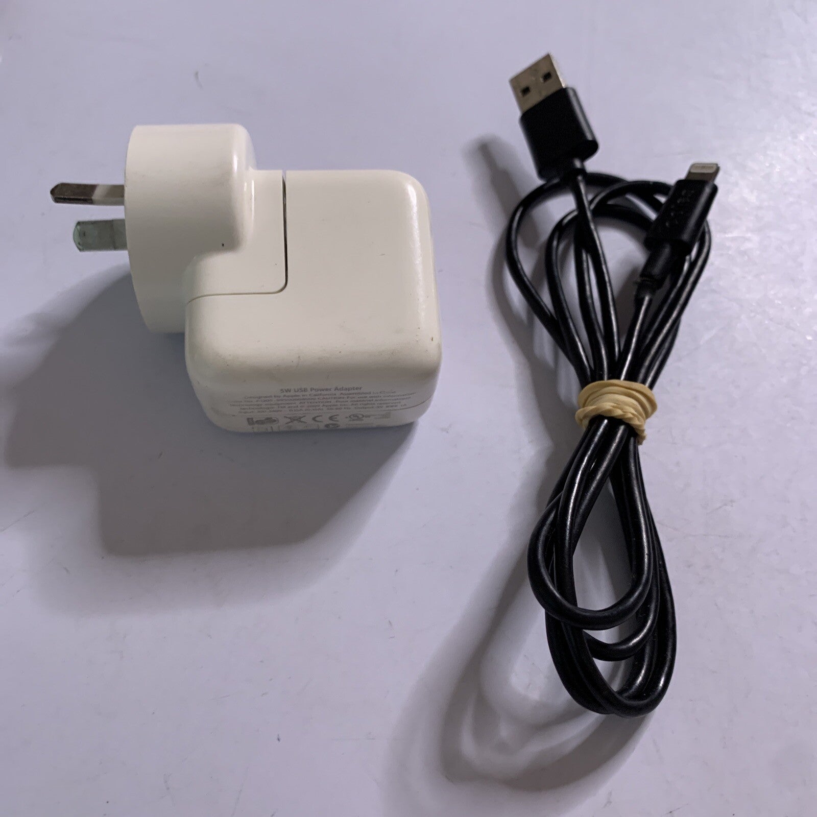 Official Apple OEM Wall USB Charger 1205 and Lighting Cable – Retro Unit