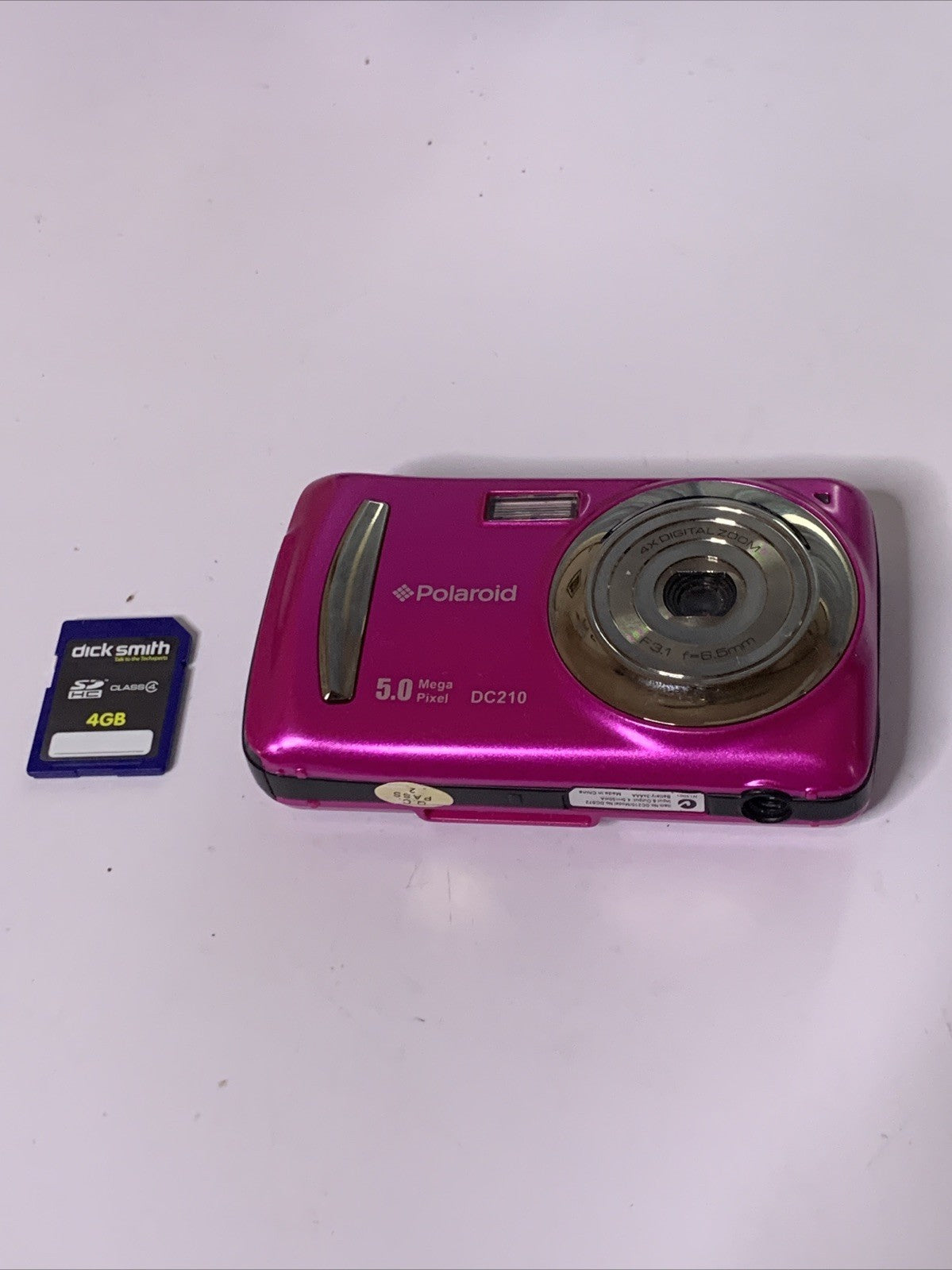 Polaroid DC210 Digital Compact Camera 5MP Pink 4GB – Retro Unit