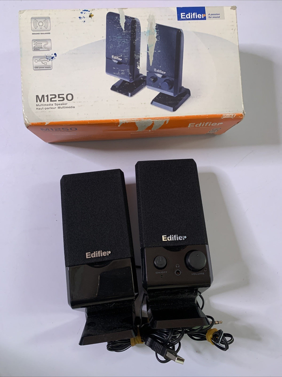 EDIFIER M1250 USB Powered Multimedia Speaker 2.0 3.5mm Jack – Retro Unit