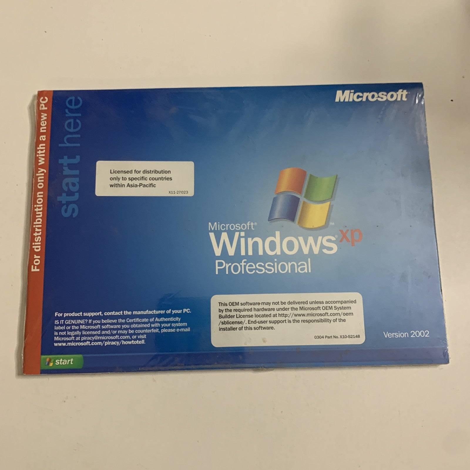 Microsoft Windows XP Professional Operating System OEM CD-ROM – Retro Unit