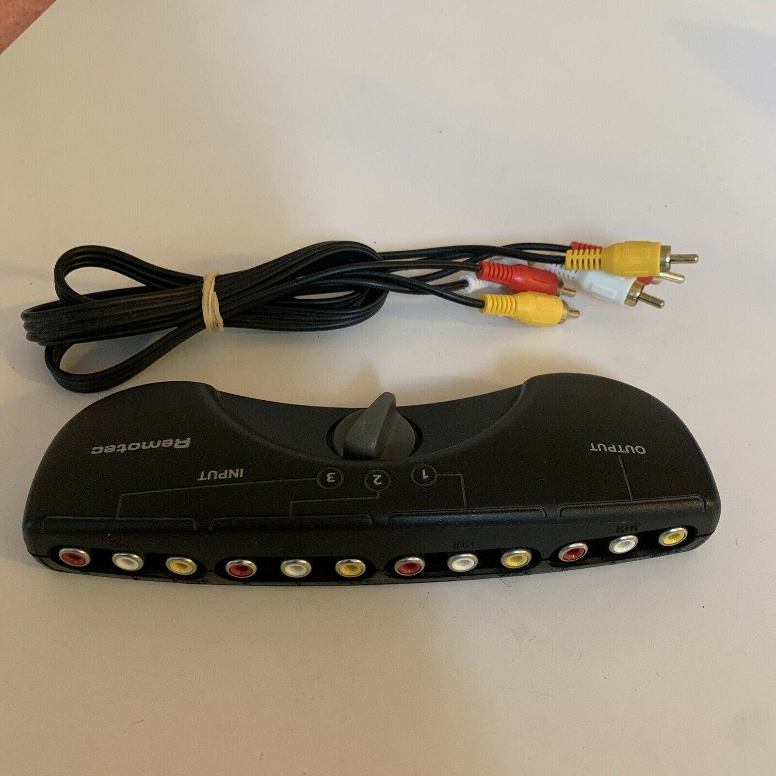 Remotec Audio Video AV RCA Switcher – Retro Unit