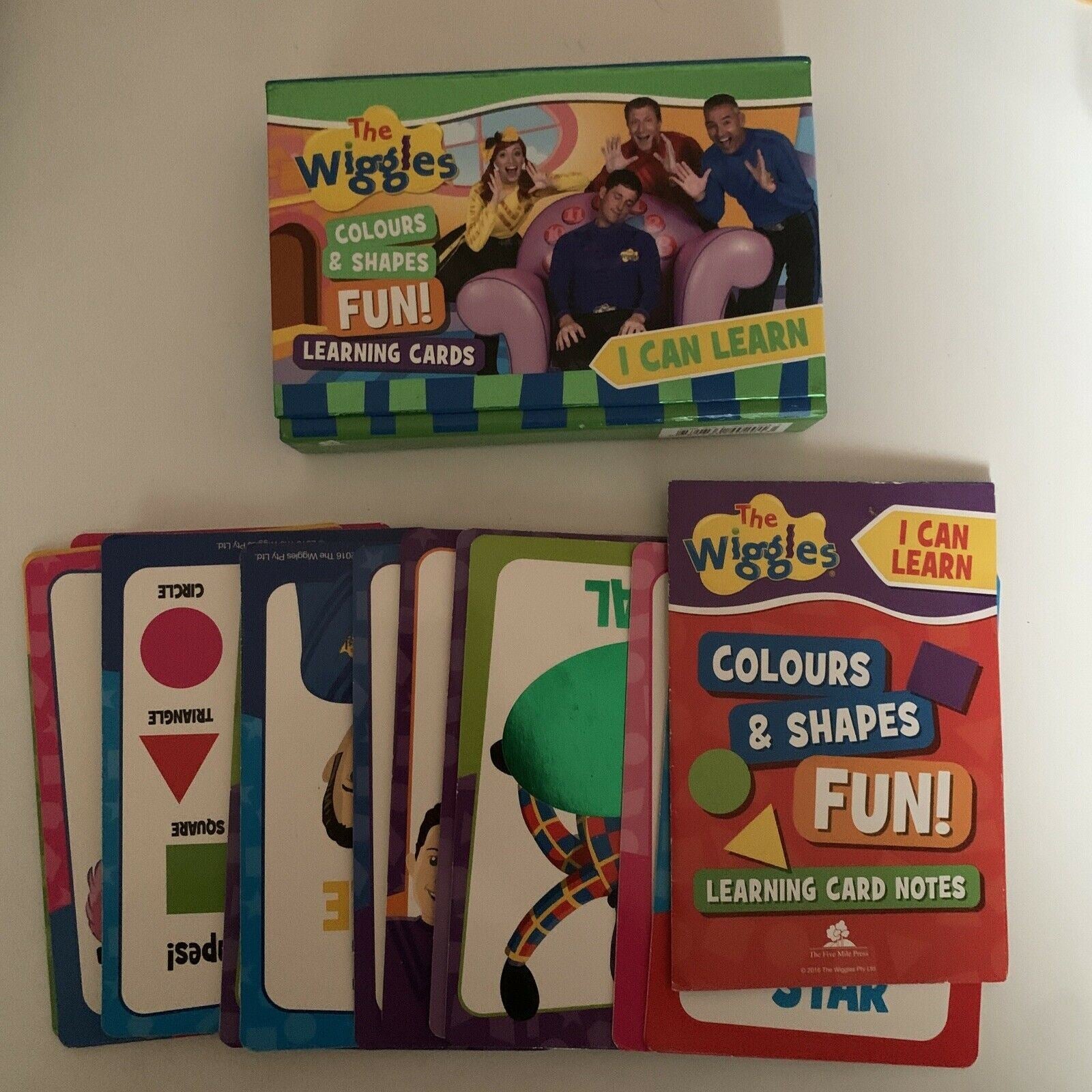 The Wiggles Colours & Shapes Fun! Learning Cards – Retro Unit