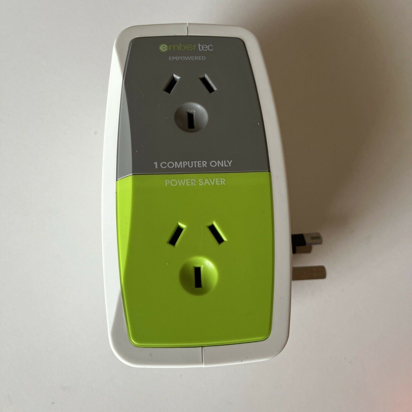 Embertec SmartSwitch Standby Power Controller for PC – Retro Unit