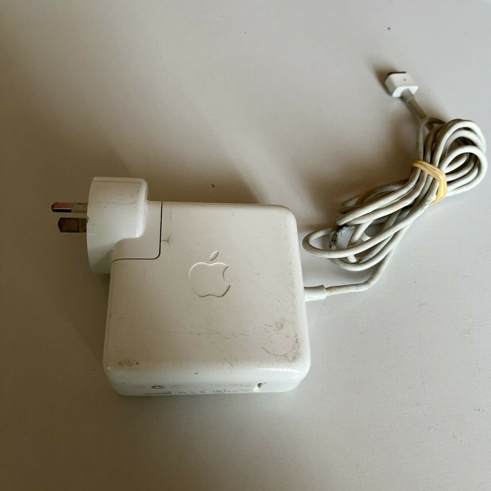 Apple MagSafe A1184 AC Adapter ADP-60AD B Power Supply – Retro Unit