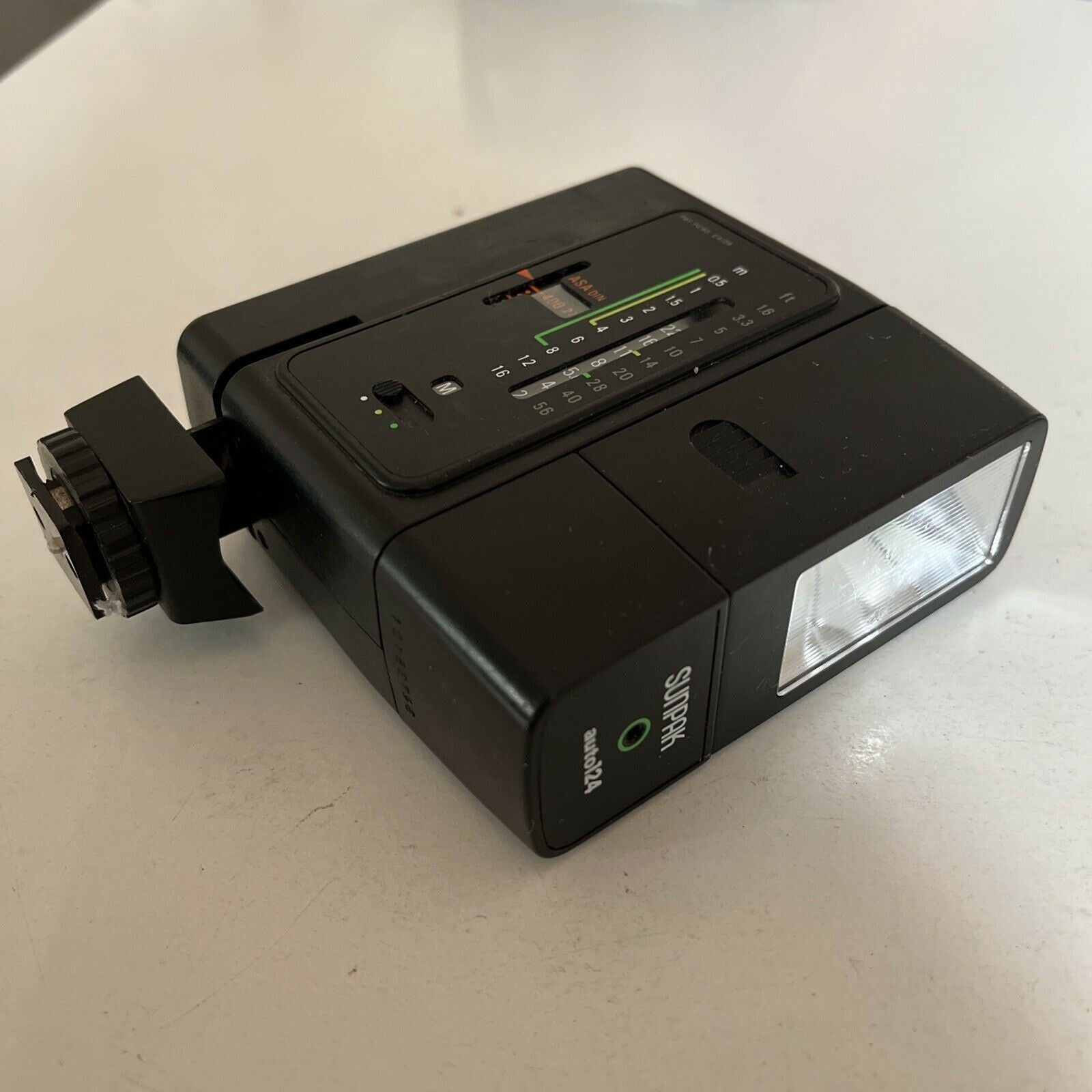 Sunpak Auto124 Flash Hot Shoe Mount for Camera. Made in Japan – Retro Unit