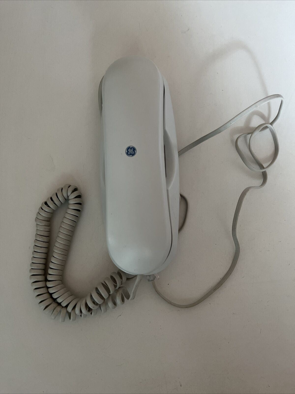 GE Trimline Corded Phone with Memory AU29257GE1-B – Retro Unit