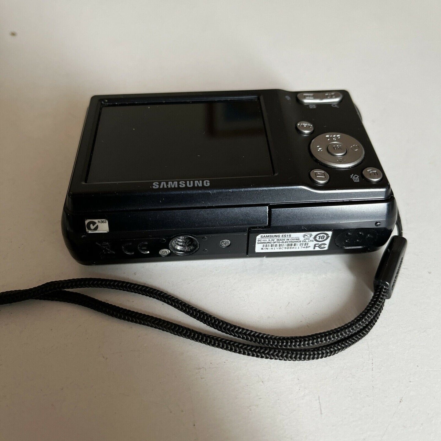 Samsung ES15 10.2 MP Digital Camera 3x Optical Zoom Image Stabilisatio ...