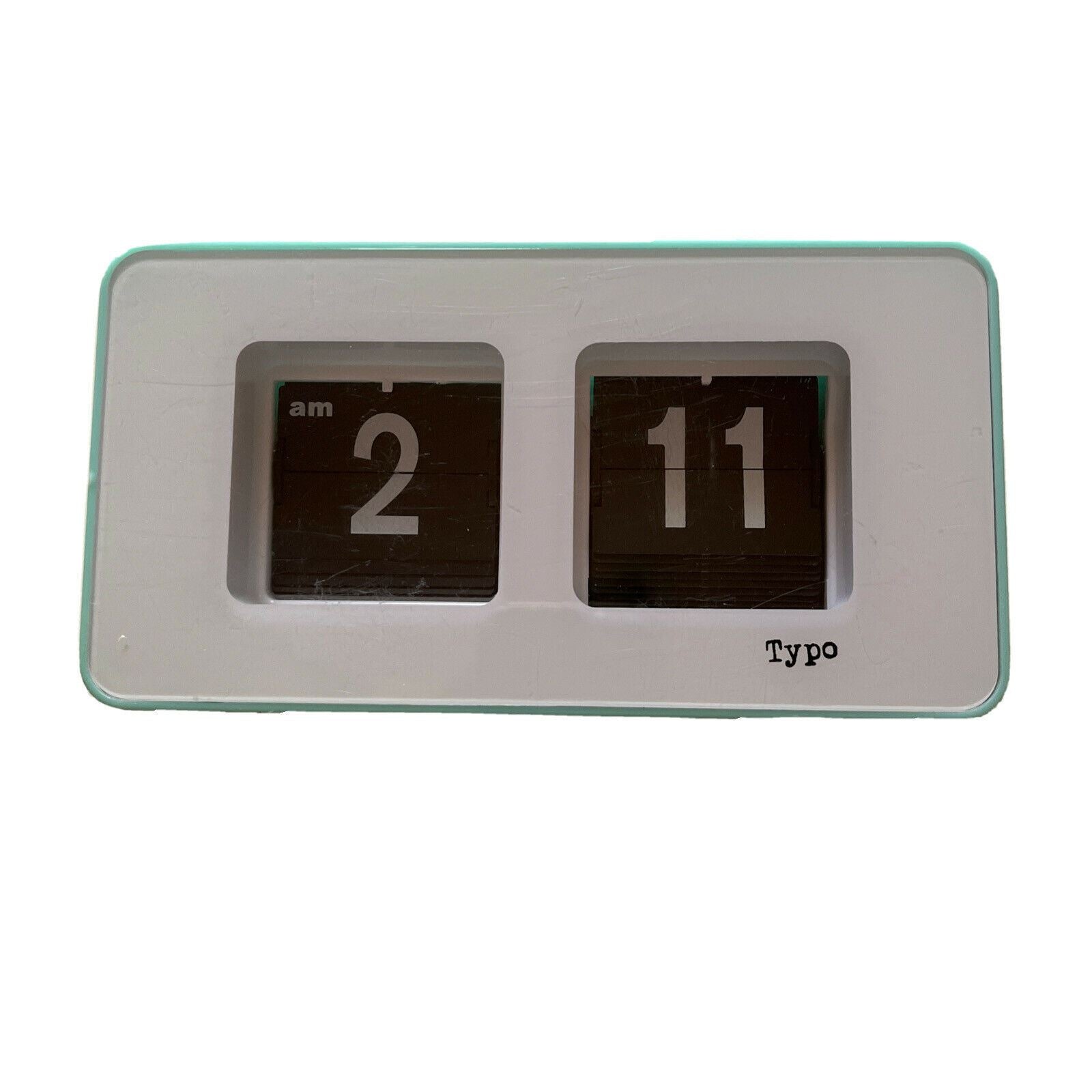 Retro Typo Flip Clock – Retro Unit