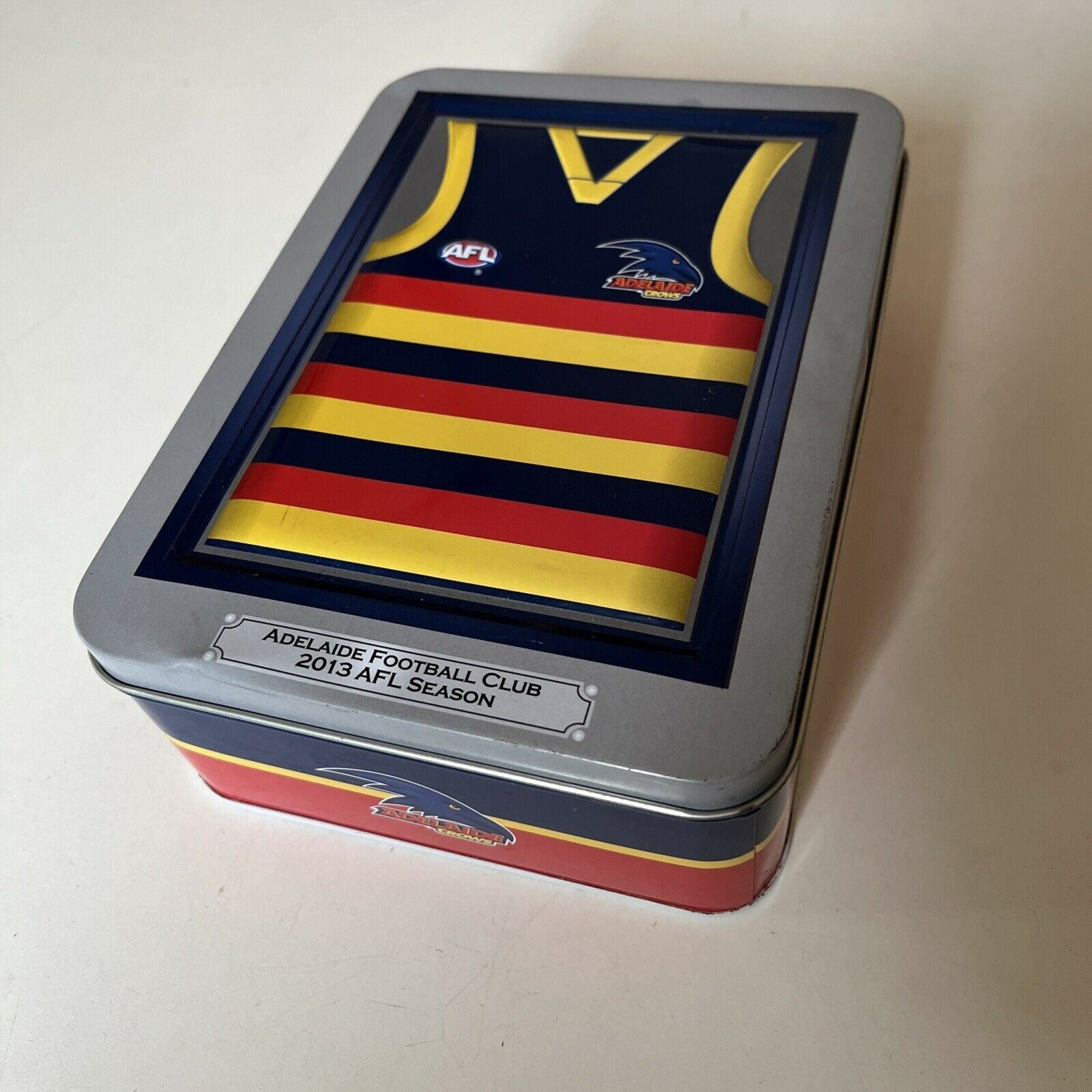 Adelaide Crows 2013 AFL Season Limited Edition Collector's Tin – Retro Unit