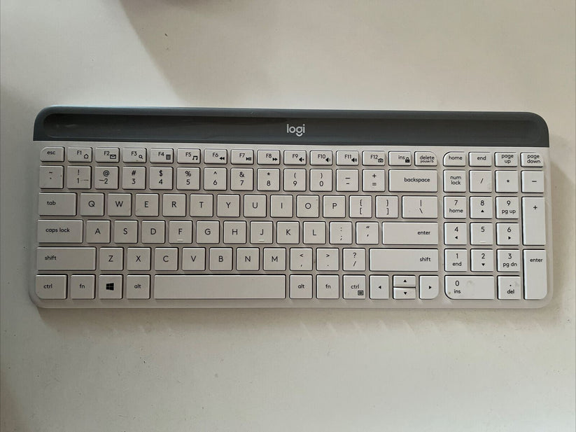 Logitech K470 Wireless Slim Keyboard – Retro Unit