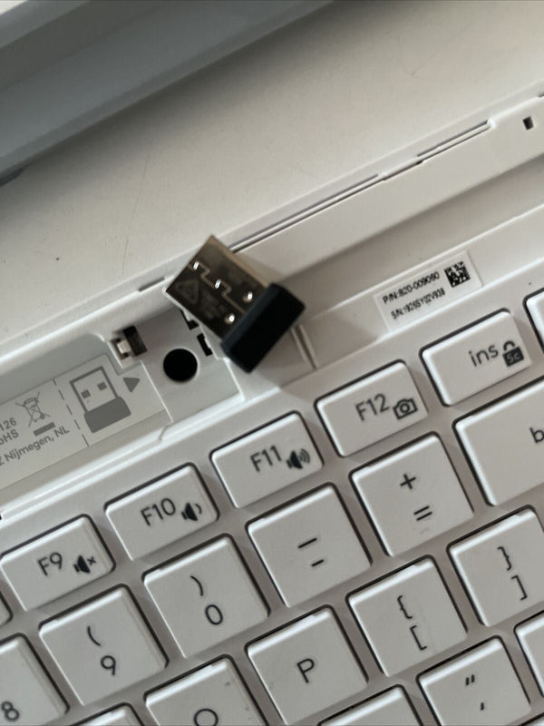 Logitech K470 Wireless Slim Keyboard – Retro Unit