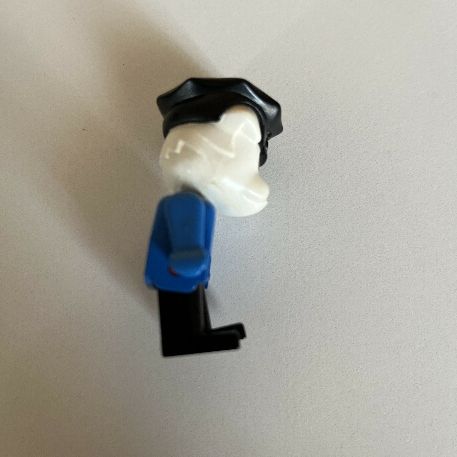 LEGO FAB2B: Fabuland Figure Bulldog 2 with Police Hat – Retro Unit