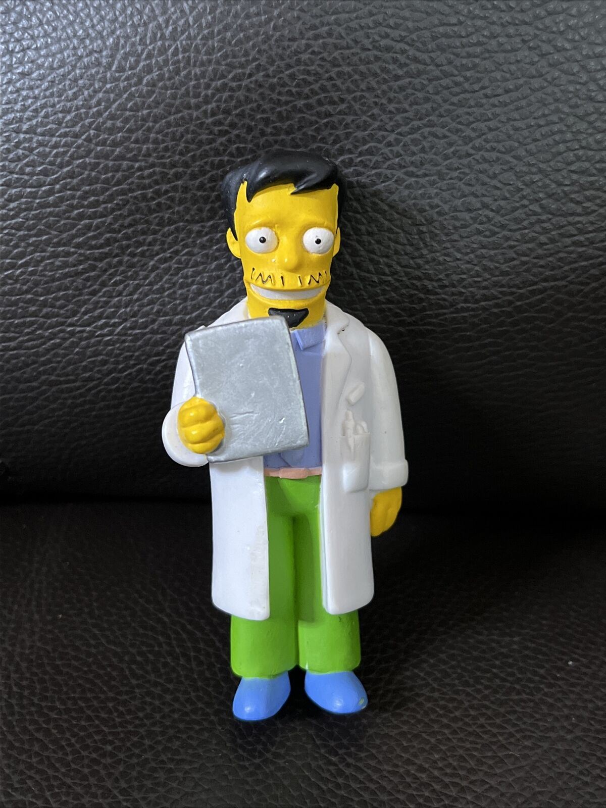The Simpsons Doctor Nick Rivera Figure 9cm – Retro Unit