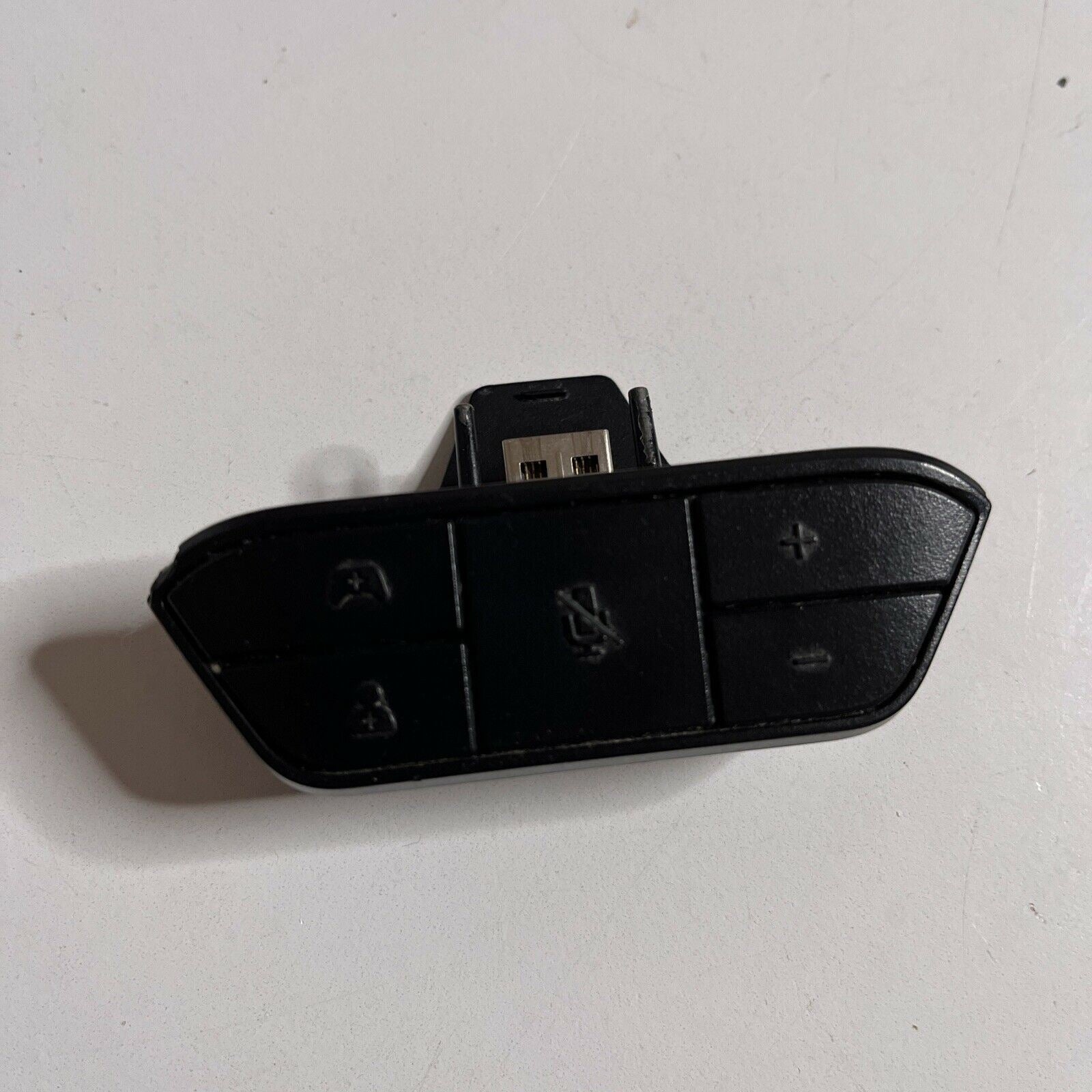 Official Genuine Microsoft Xbox One Stereo Headset Adapter 1626 – Retro ...