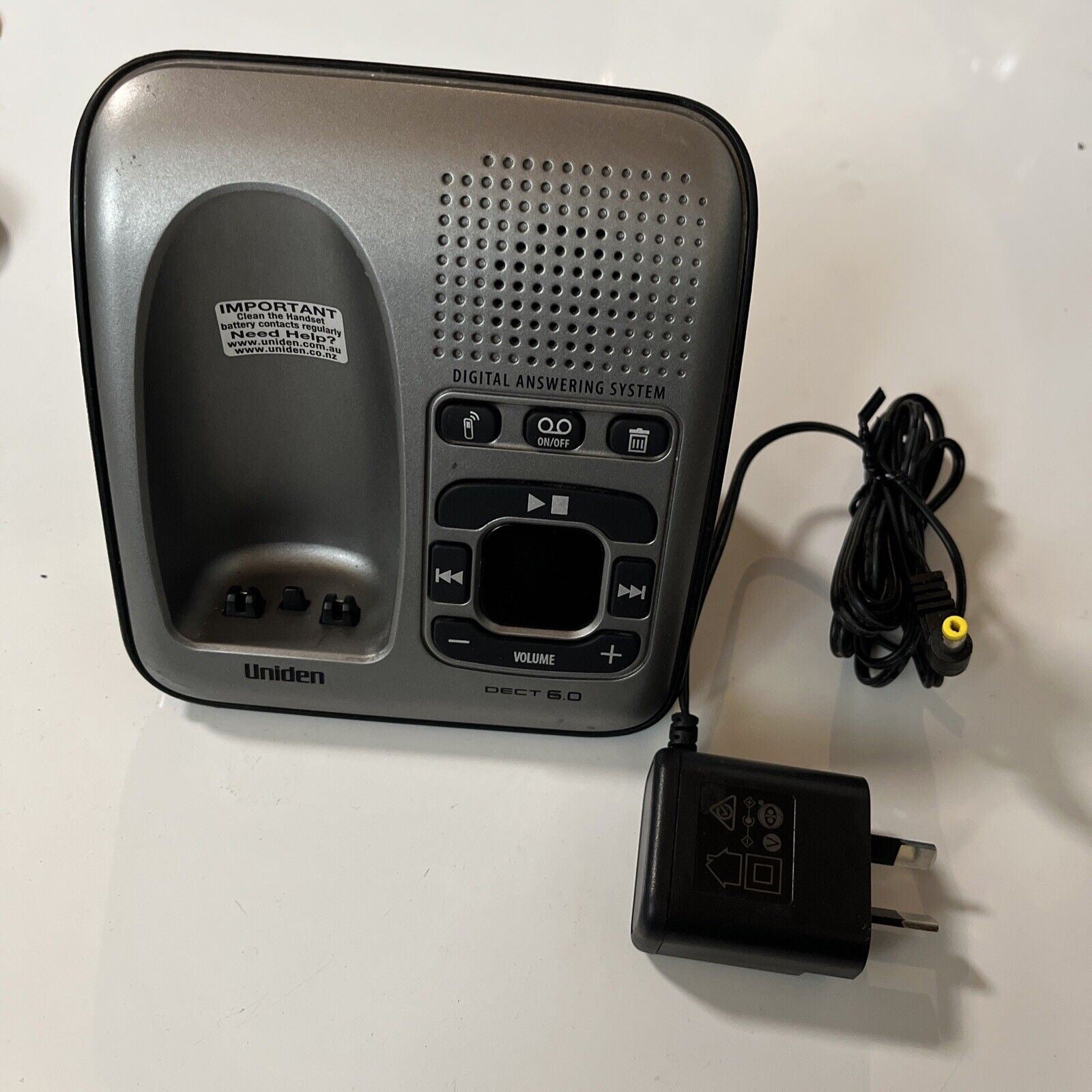 Uniden DECT1735+2 Base Charger & AC adapter PS-S635YL3(R) – Retro Unit