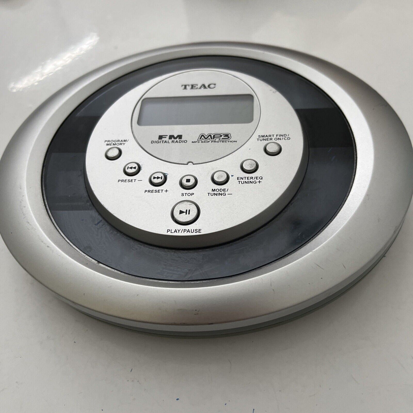 Teac Portable CD/MP3 Player with Tuner - Cd Player Working But Lid Bro ...
