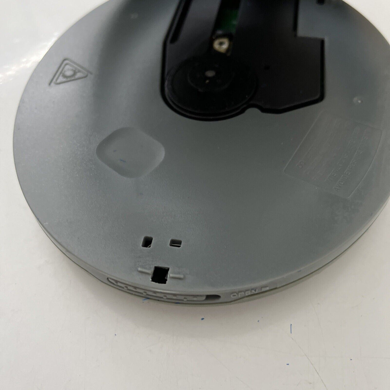 Teac Portable CD/MP3 Player with Tuner - Cd Player Working But Lid Bro ...