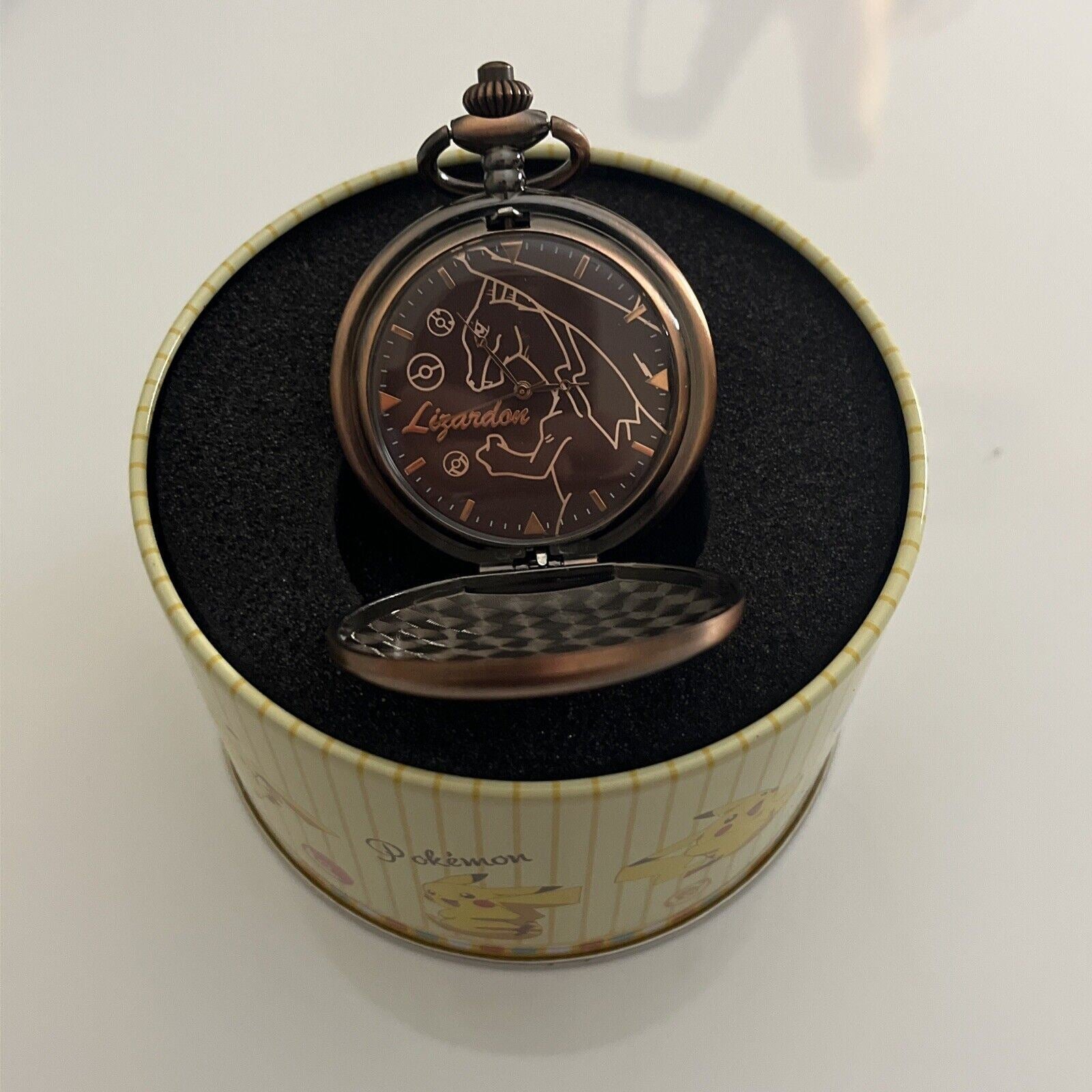 Genuine Official Pokemon Lizardon Pocket Watch NEW – Retro Unit