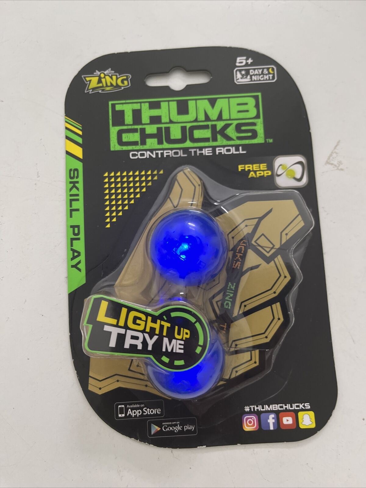 NEW Thumb Chucks Control The Roll Ages 4 Skill Play Lights Up – Retro Unit